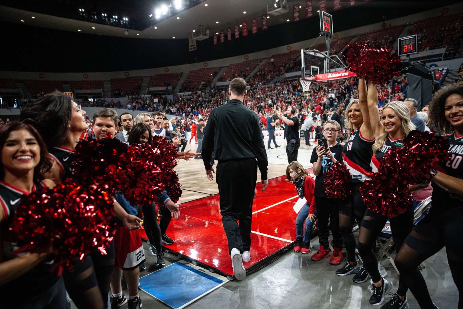 PHOTOS » Fan Fest kicks off the season in a familiar location Photo ...