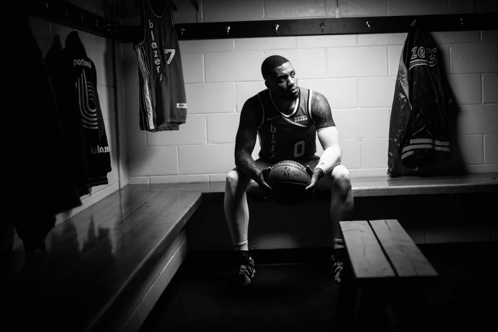 PHOTOS » Portraits in the locker room Photo Gallery | NBA.com