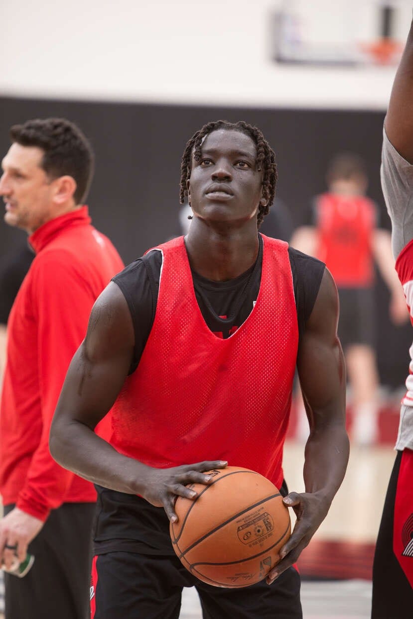 PHOTOS » Wenyen Gabriel - Best photos of 2019 - 20 Photo Gallery | NBA.com