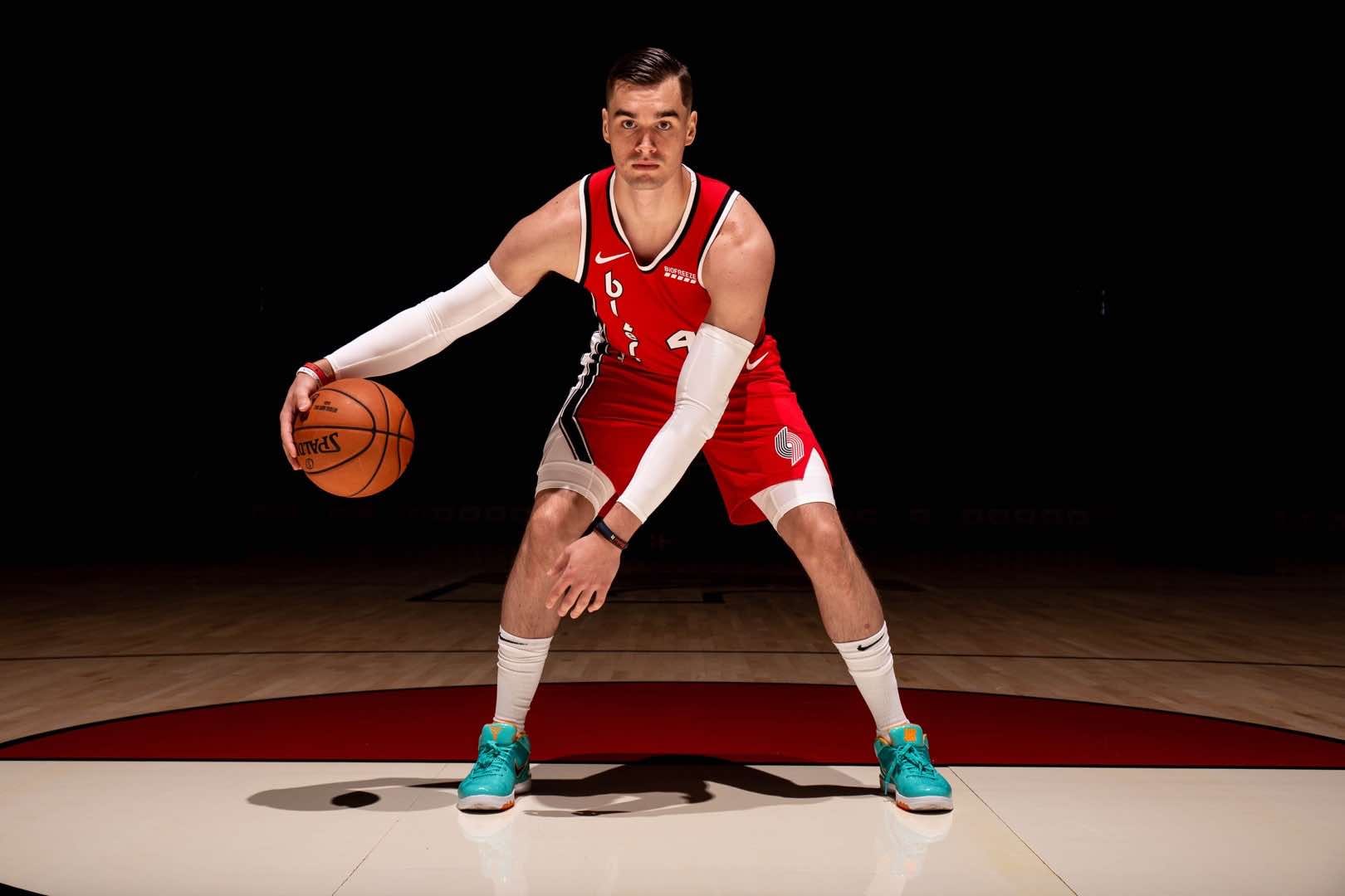 PHOTOS » Portraits on the court Photo Gallery | NBA.com