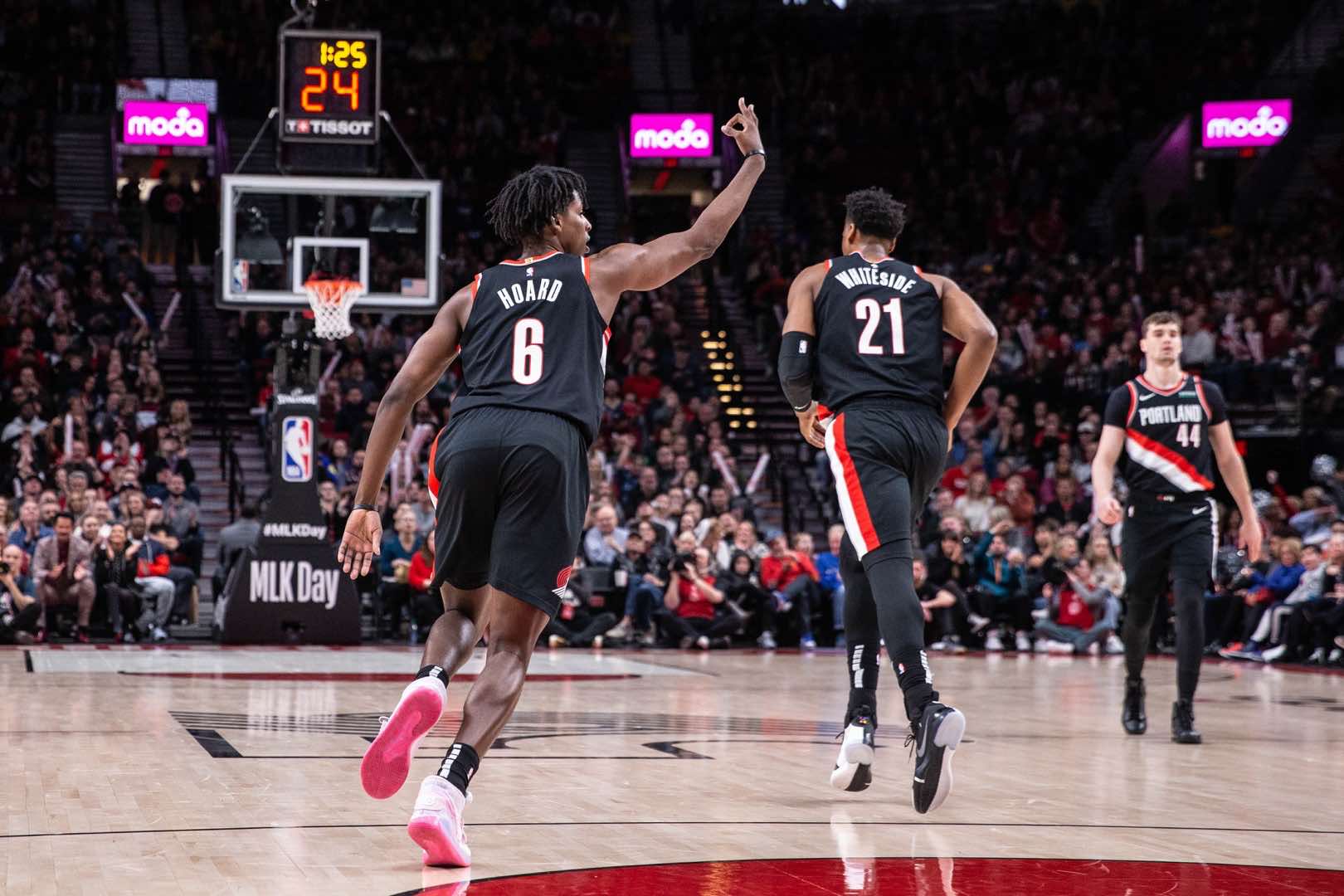 PHOTOS » Trail Blazers 129, Warriors 124 - January 20, 2020 Photo ...