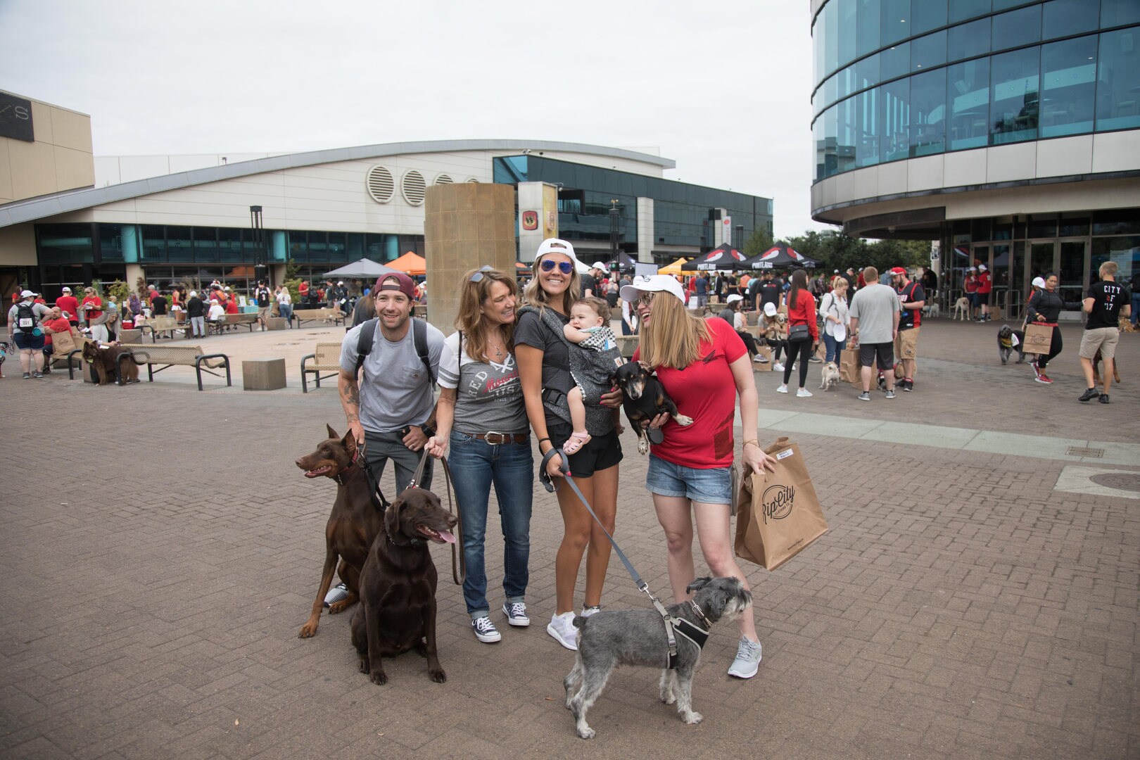 PHOTOS » Pup City Walk & Festival Photo Gallery | NBA.com