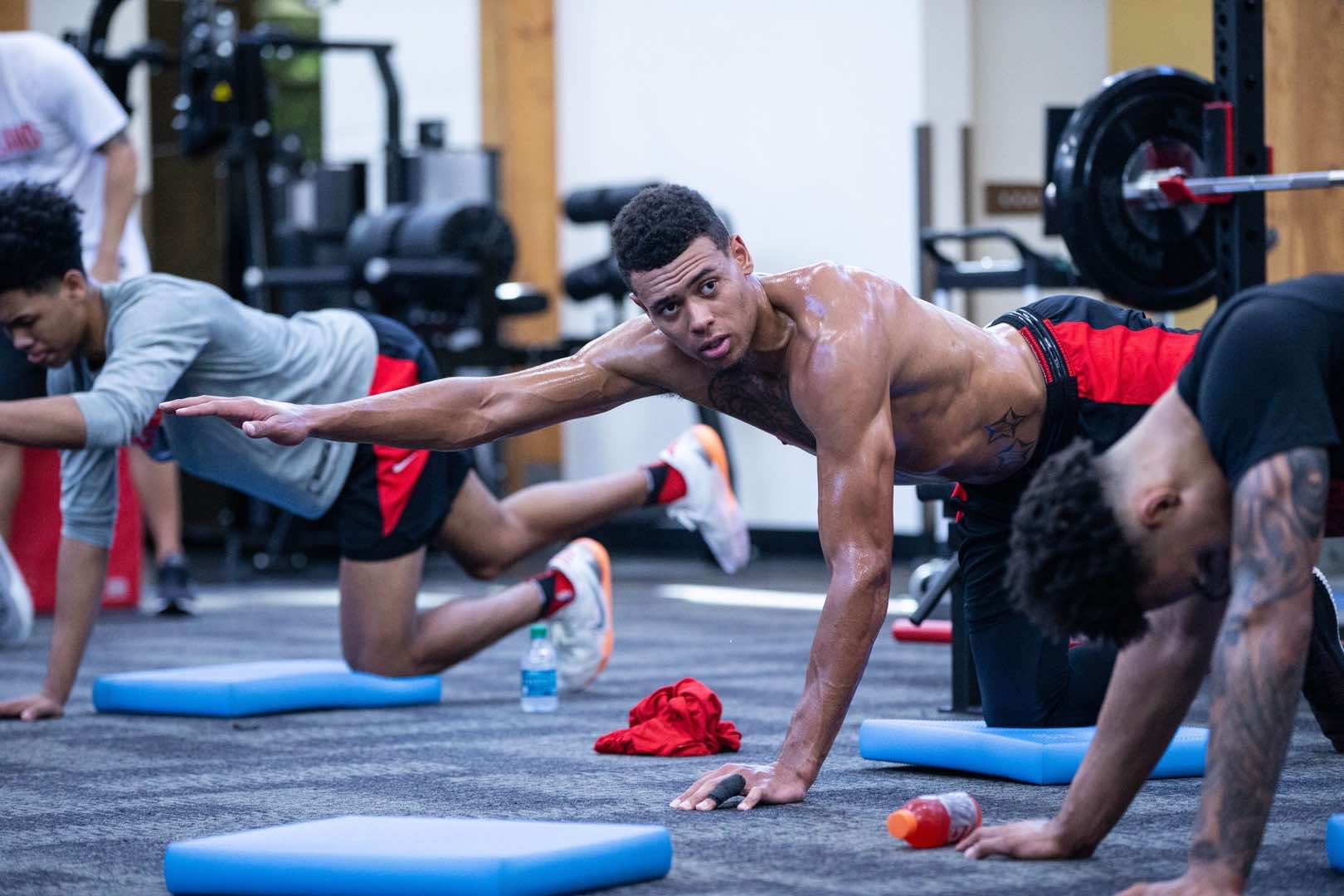 PHOTOS » Summer workout at the practice facility Photo Gallery | NBA.com