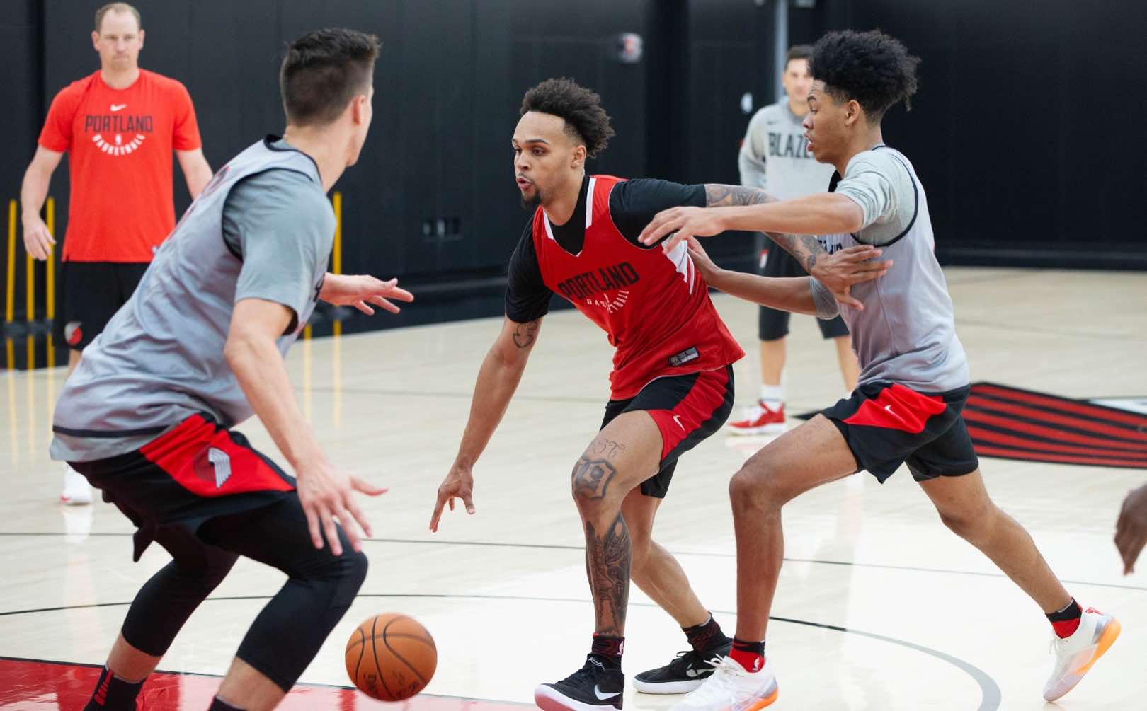 PHOTOS » Summer workout at the practice facility Photo Gallery | NBA.com