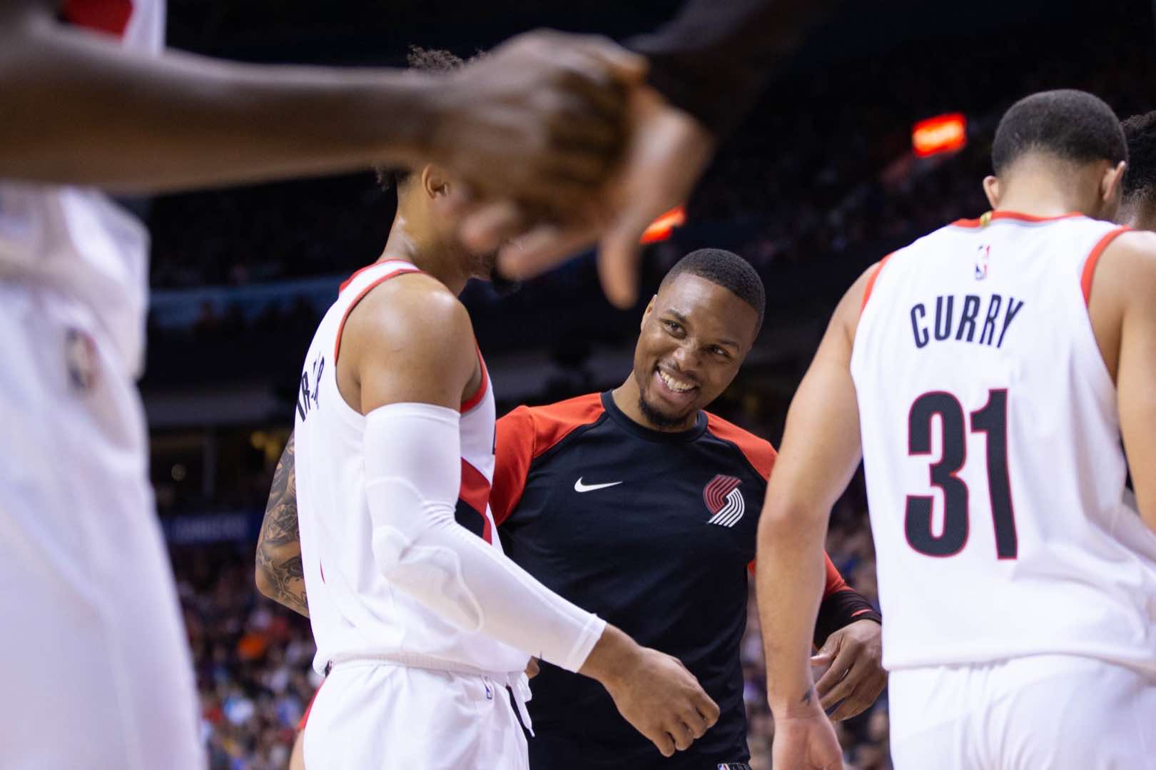PHOTOS » Blazers vs. Raptors in Vancouver Photo Gallery | NBA.com