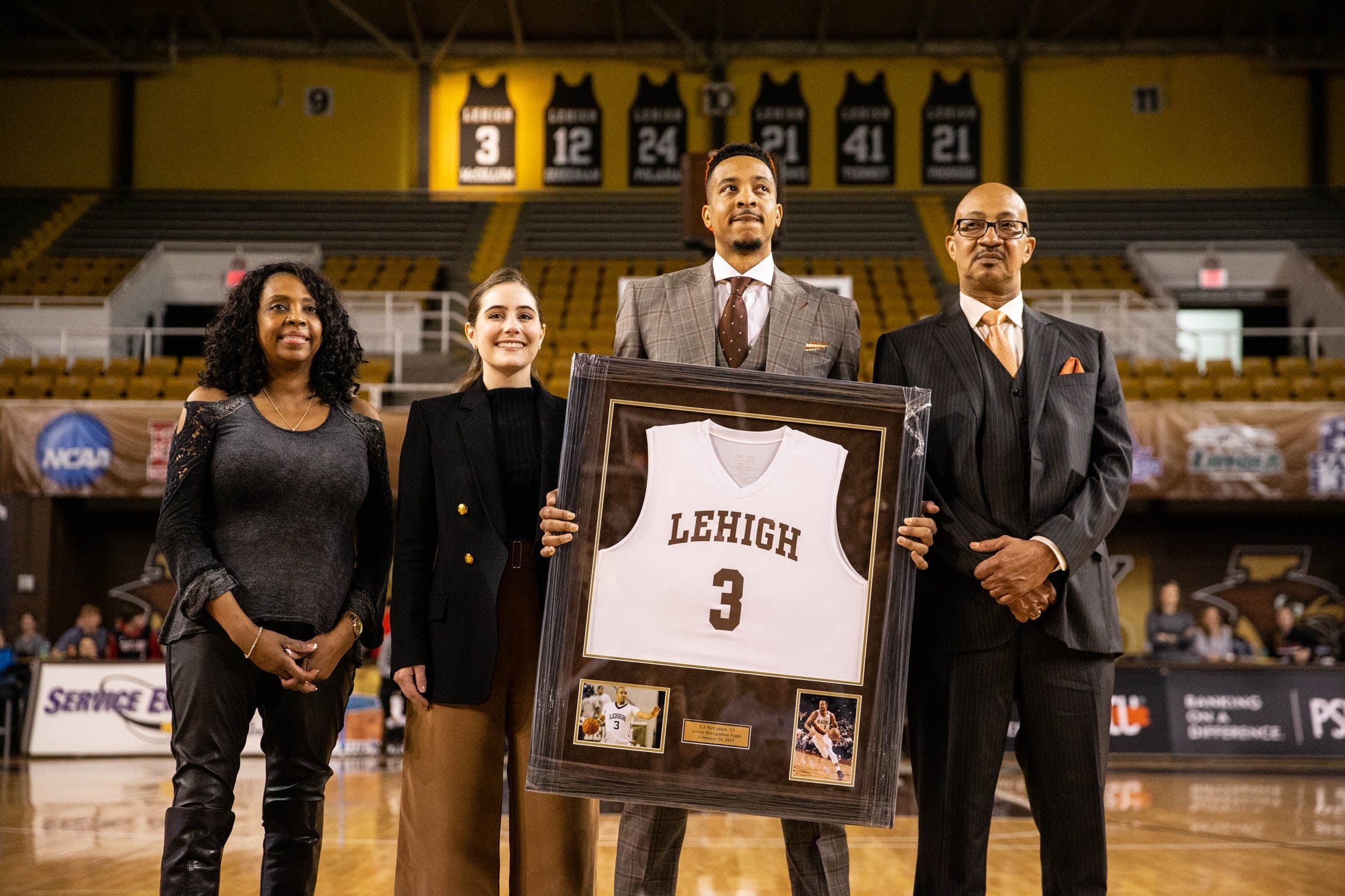 Photos » CJ McCollum's Number Retired At Lehigh Photo Gallery | NBA.com