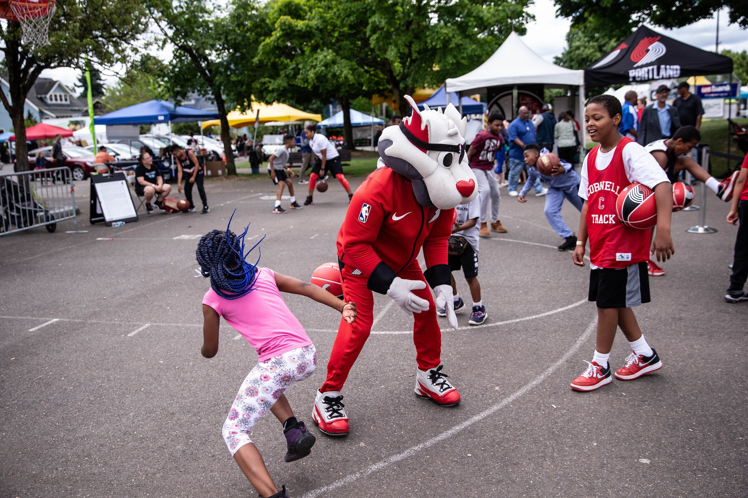 2019 Good in the Hood Event Photo Gallery | NBA.com