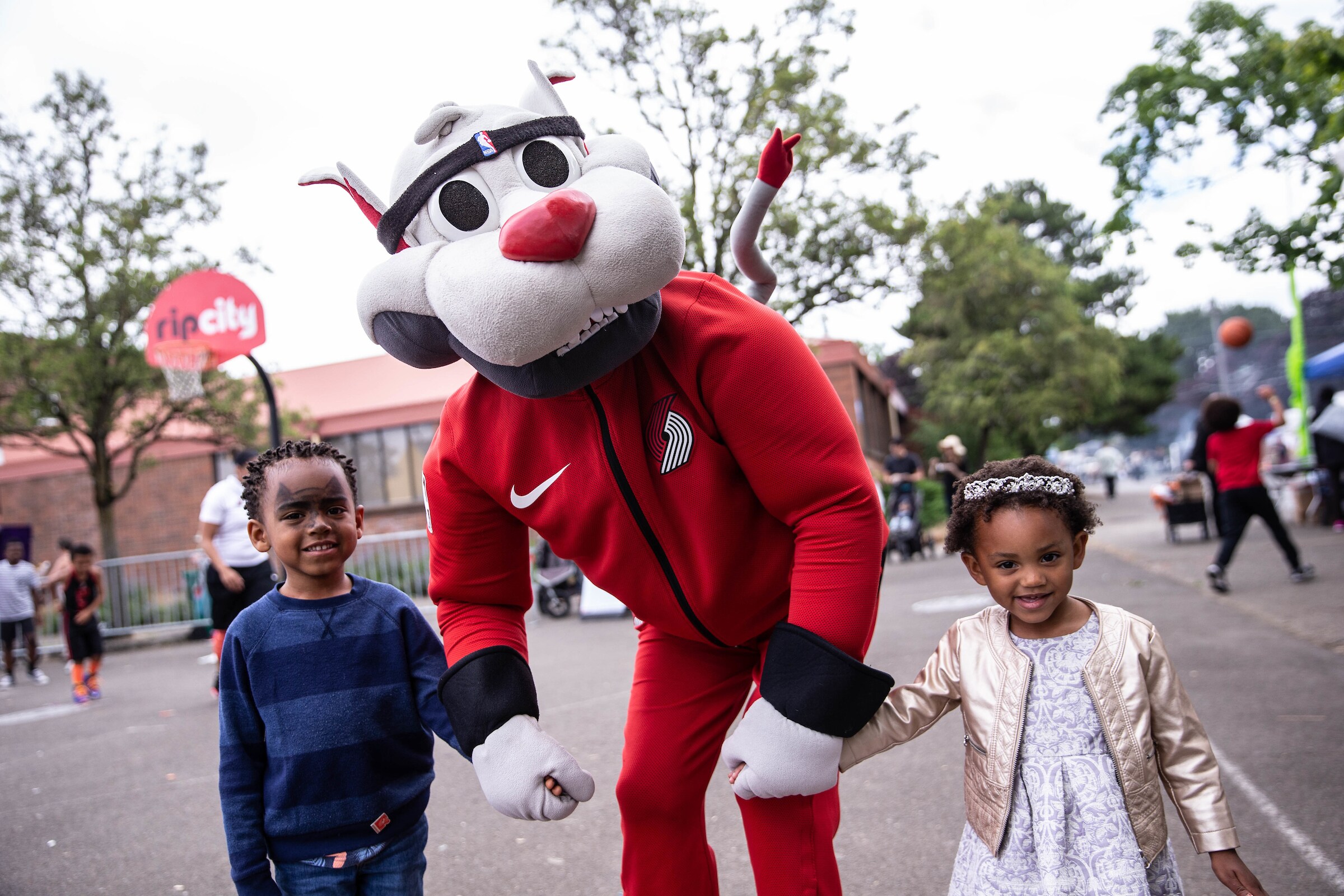 2019 Good in the Hood Event Photo Gallery | NBA.com