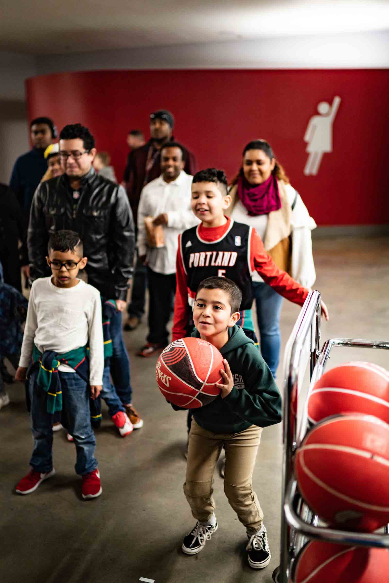 PHOTOS » February Kids Club Movie Watch Party Photo Gallery | NBA.com