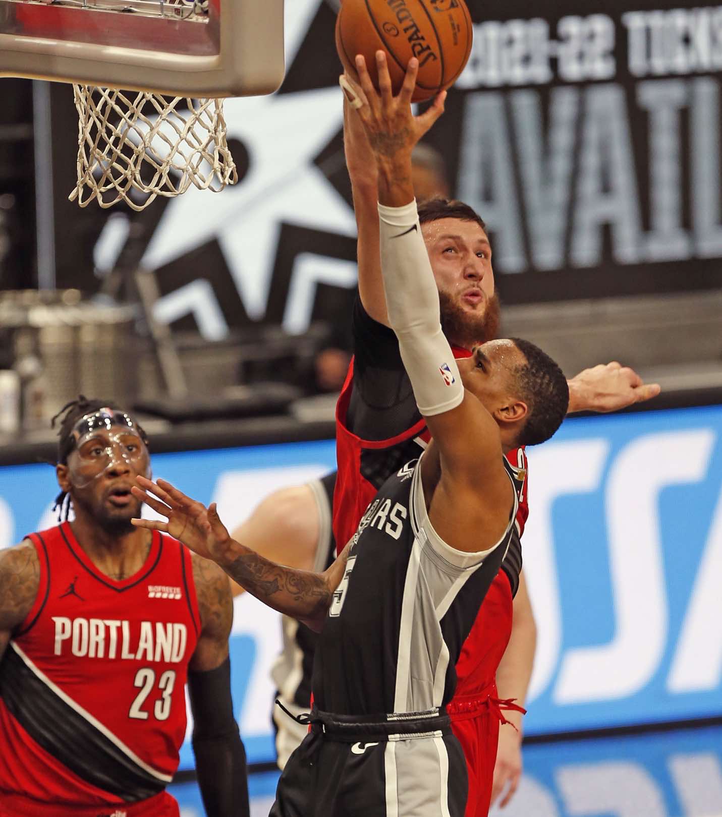 PHOTOS » Trail Blazers 107 vs Spurs 106 on April 16, 2021 Photo Gallery ...