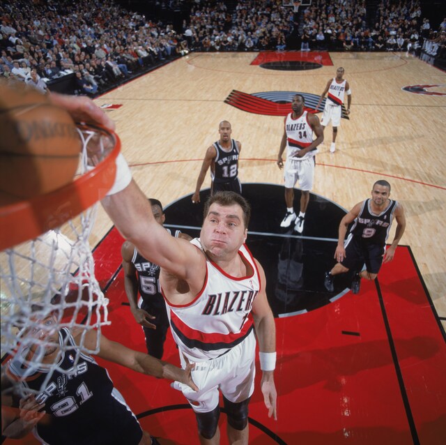 Arvydas Sabonis Through the Years Photo Gallery | NBA.com