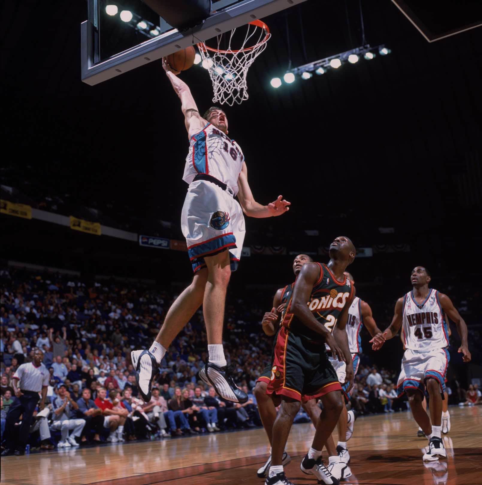 PHOTOS: Best of Pau Gasol Photo Gallery | NBA.com