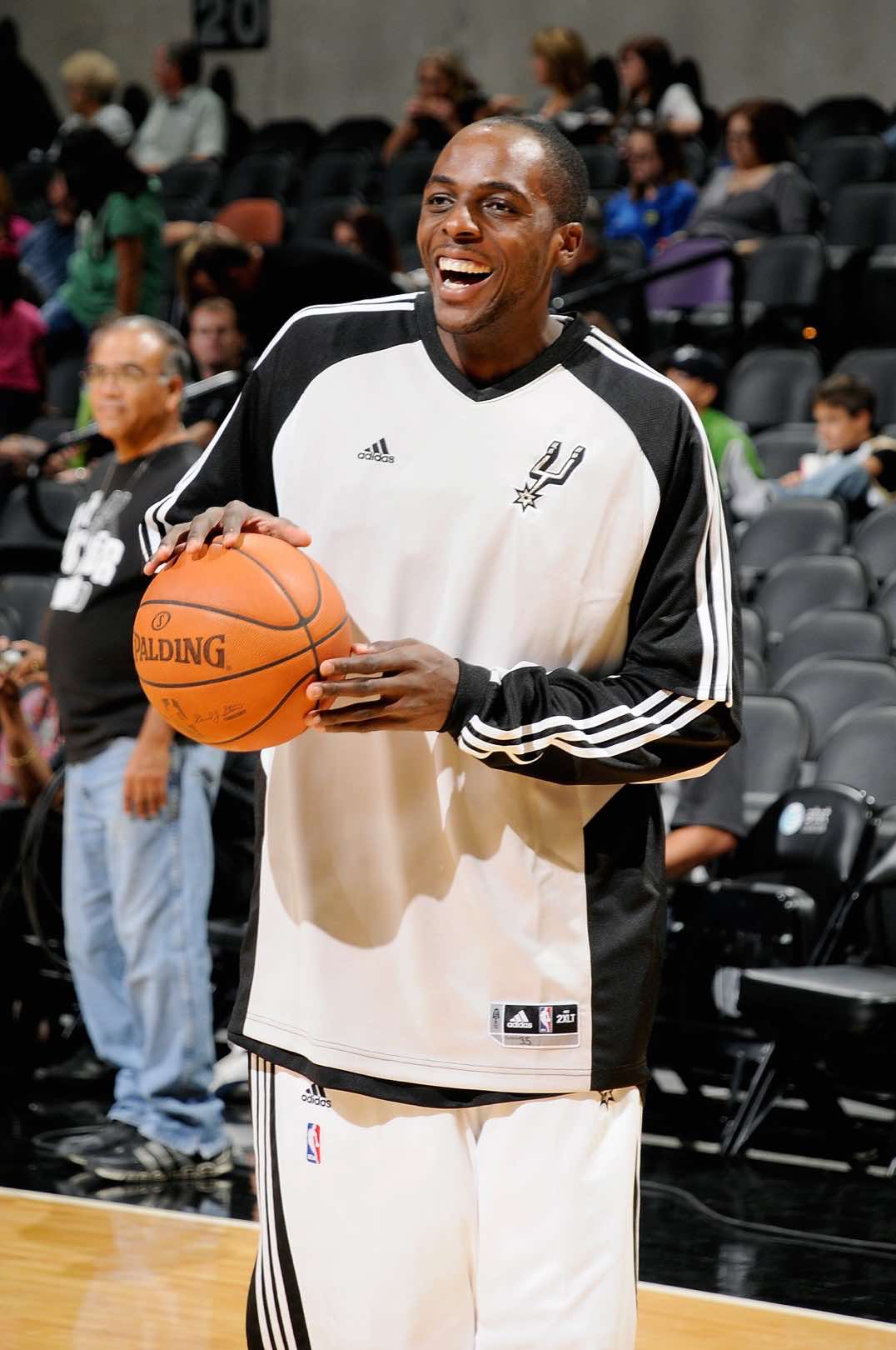 PHOTOS: Best of Anthony Tolliver Photo Gallery | NBA.com