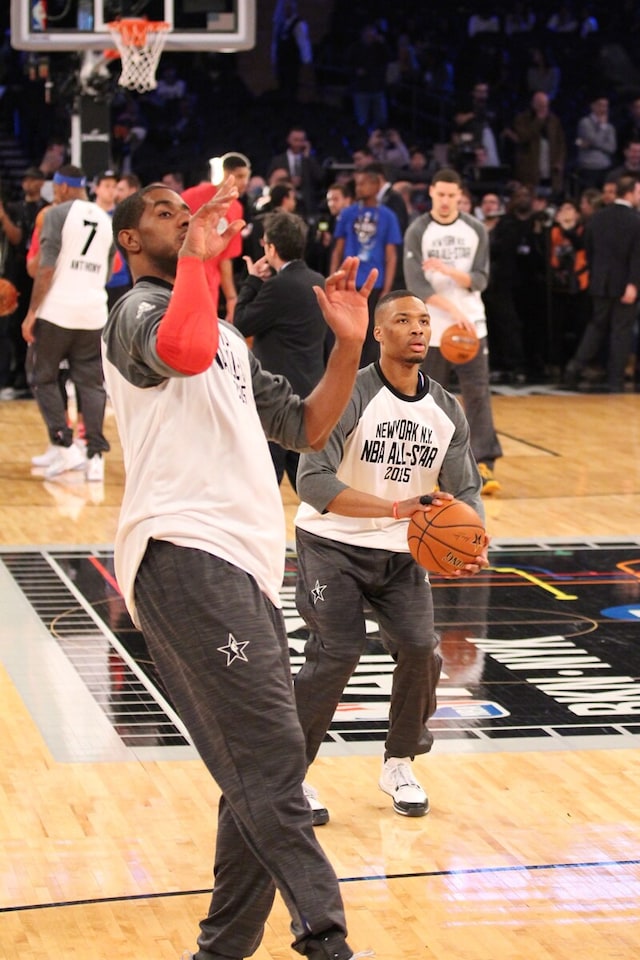 Pre-Game Warm-Ups at MSG Photo Gallery | NBA.com