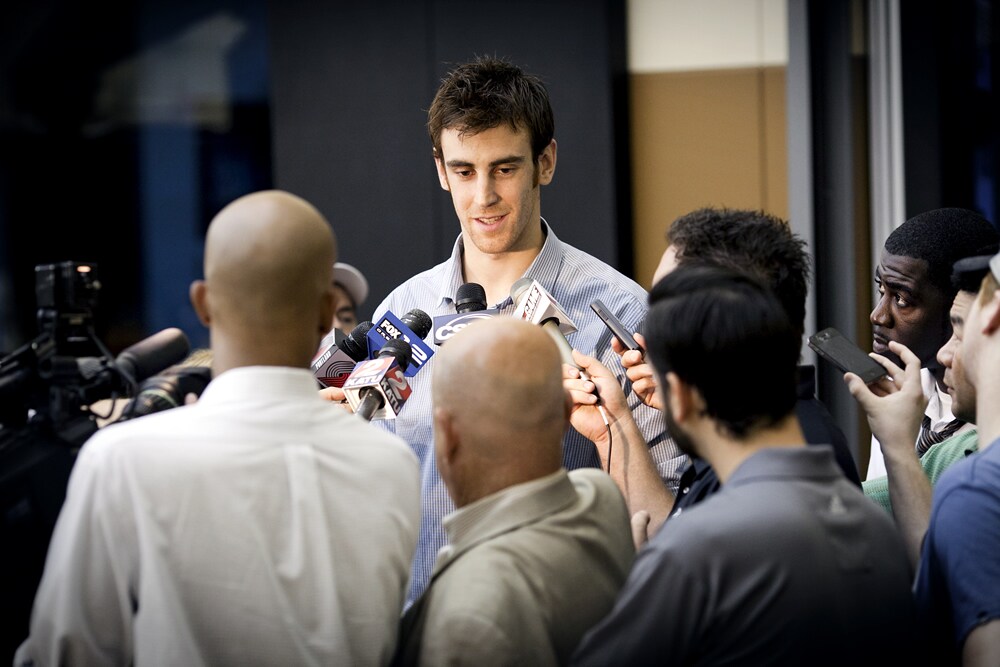 Welcome To Rip City Victor Claver Photo Gallery | NBA.com