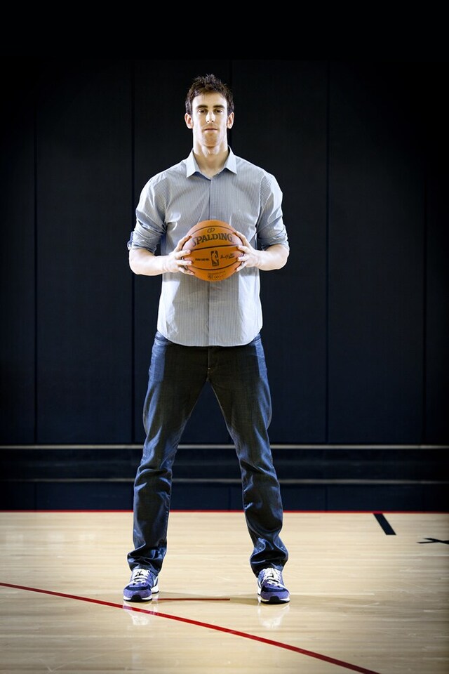 Welcome To Rip City Victor Claver Photo Gallery | NBA.com