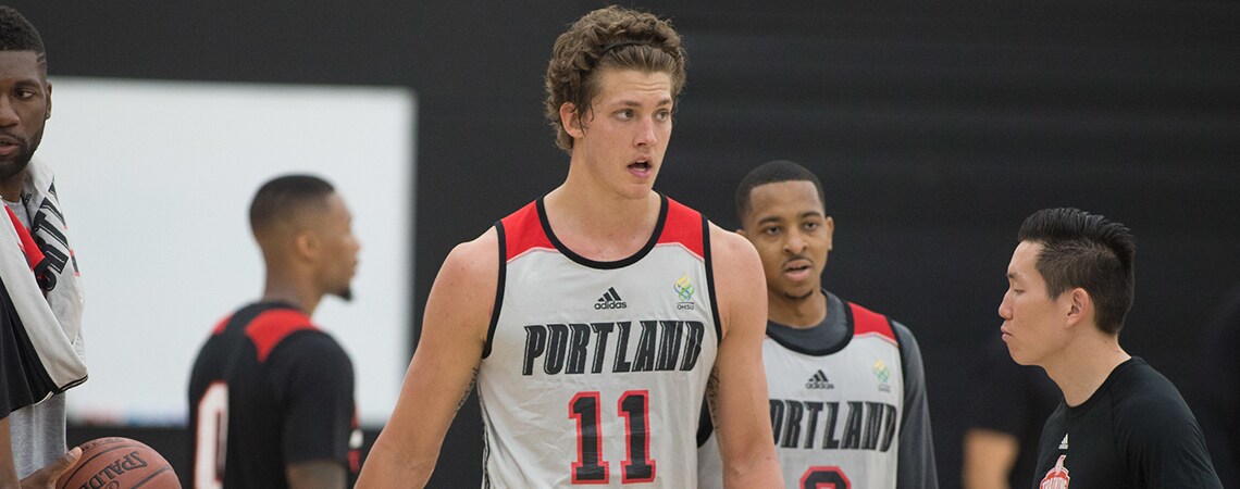 Leonard's Return Ahead Of Schedule After First Day Of Training Camp ...
