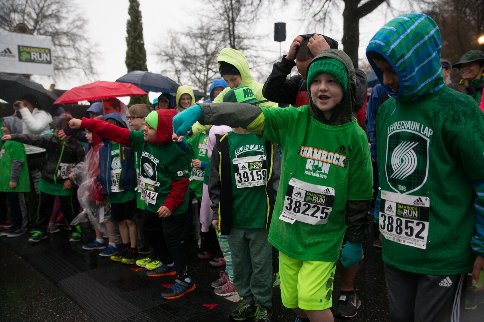 PHOTOS: 'Blazers Leprechaun Lap' at adidas Shamrock Run Photo Gallery ...
