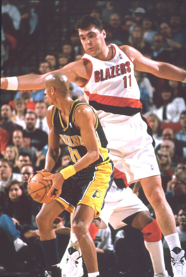 Arvydas Sabonis Through the Years Photo Gallery | NBA.com
