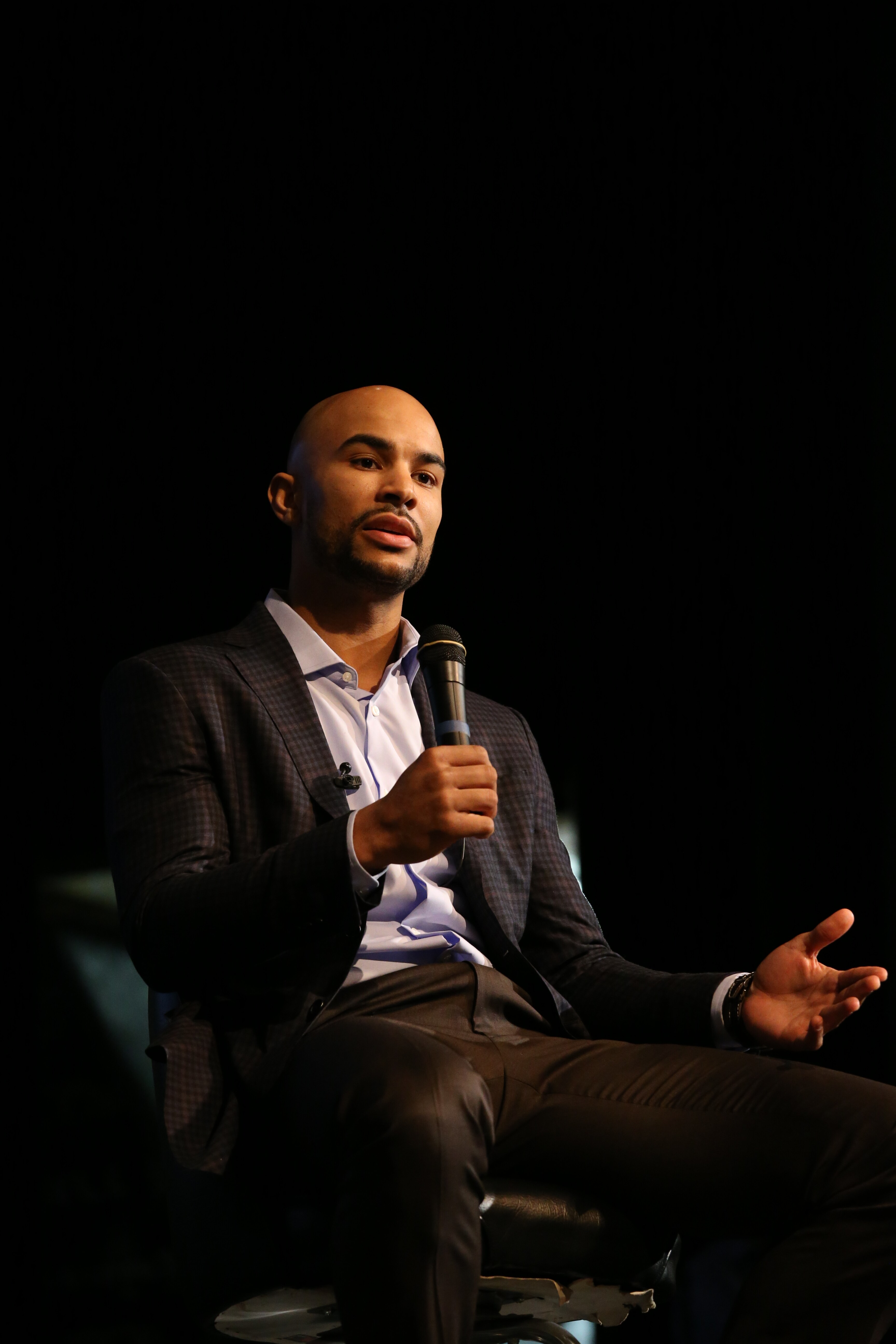 Saving Bucks with Jerryd Bayless Photo Gallery