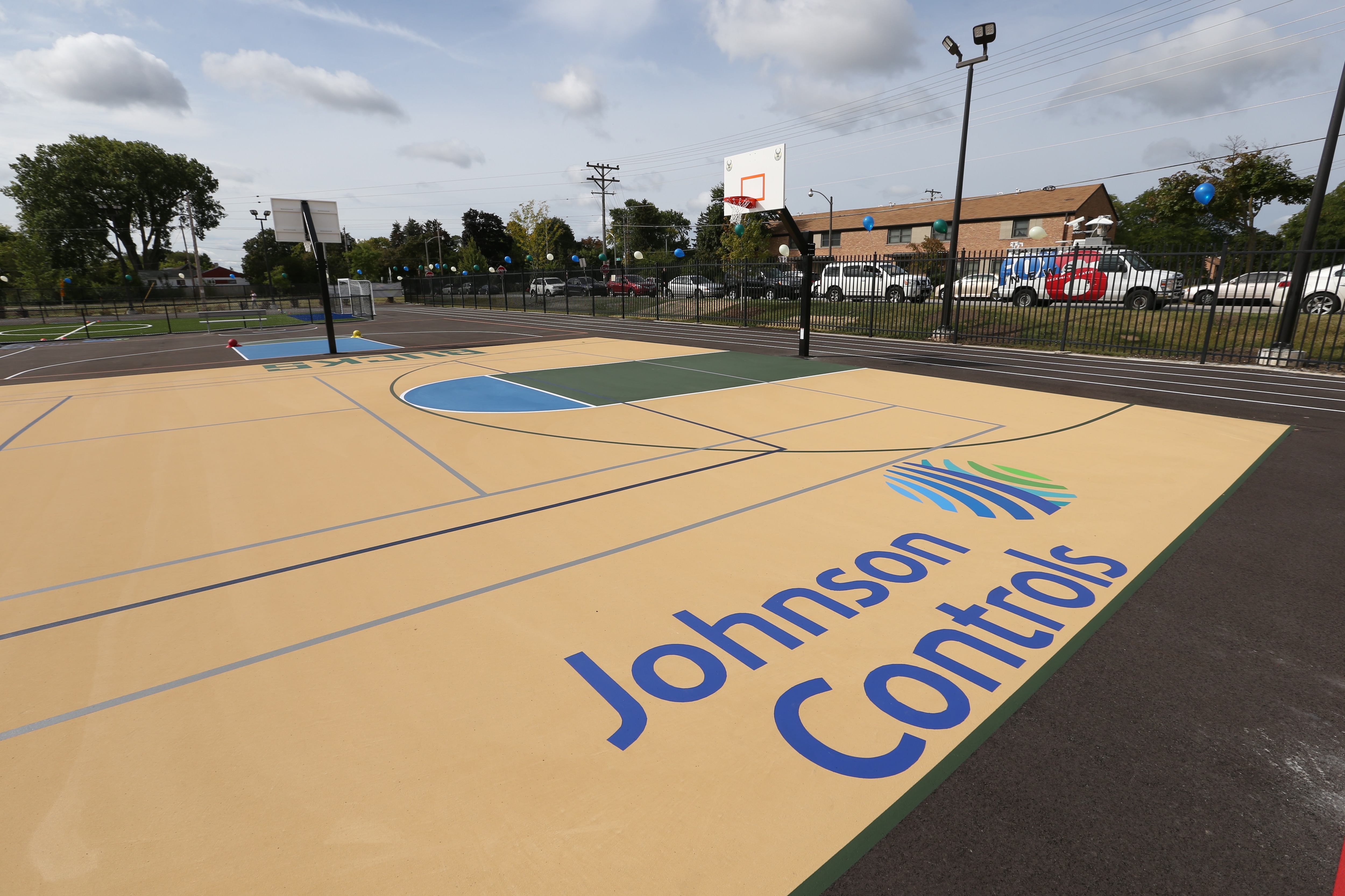 Multi-Sport Complex Opens On Milwaukee's Northside | Milwaukee Bucks