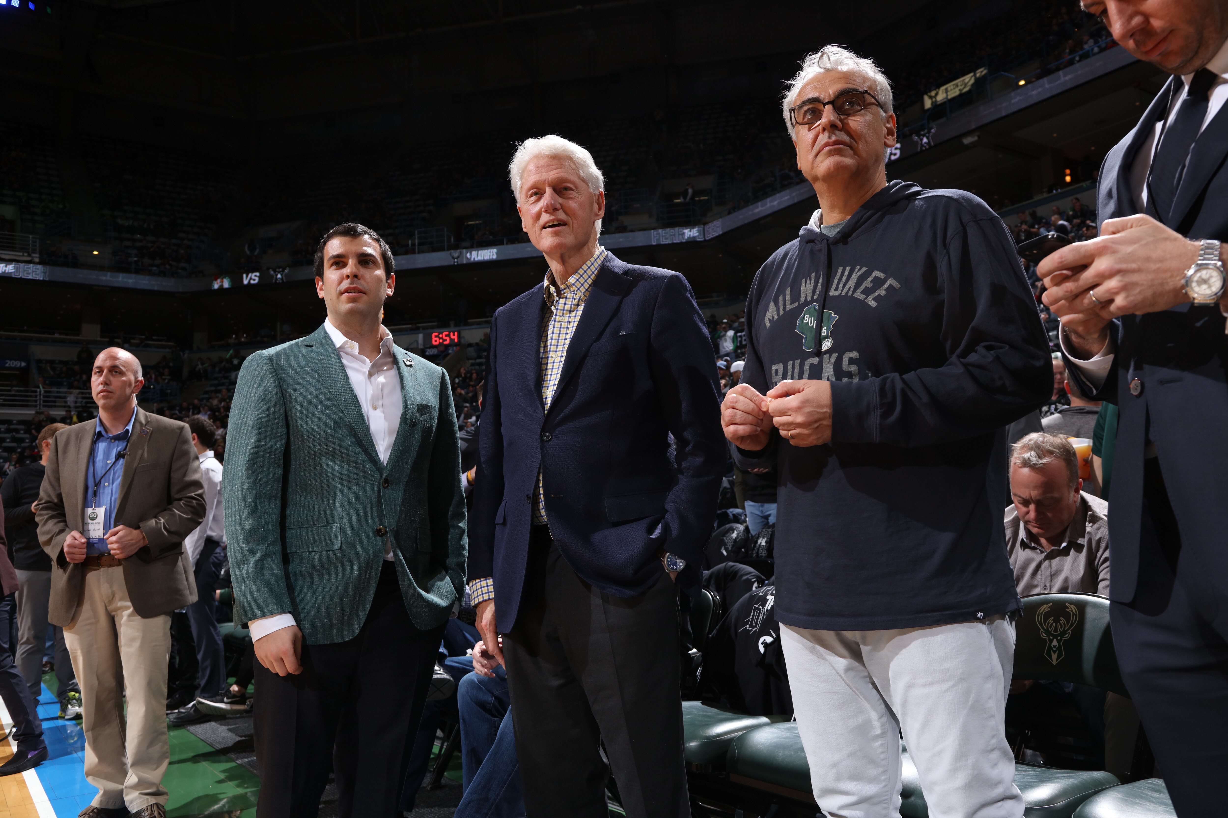 President Clinton Visits Milwaukee For Game Six Photo Gallery | NBA.com