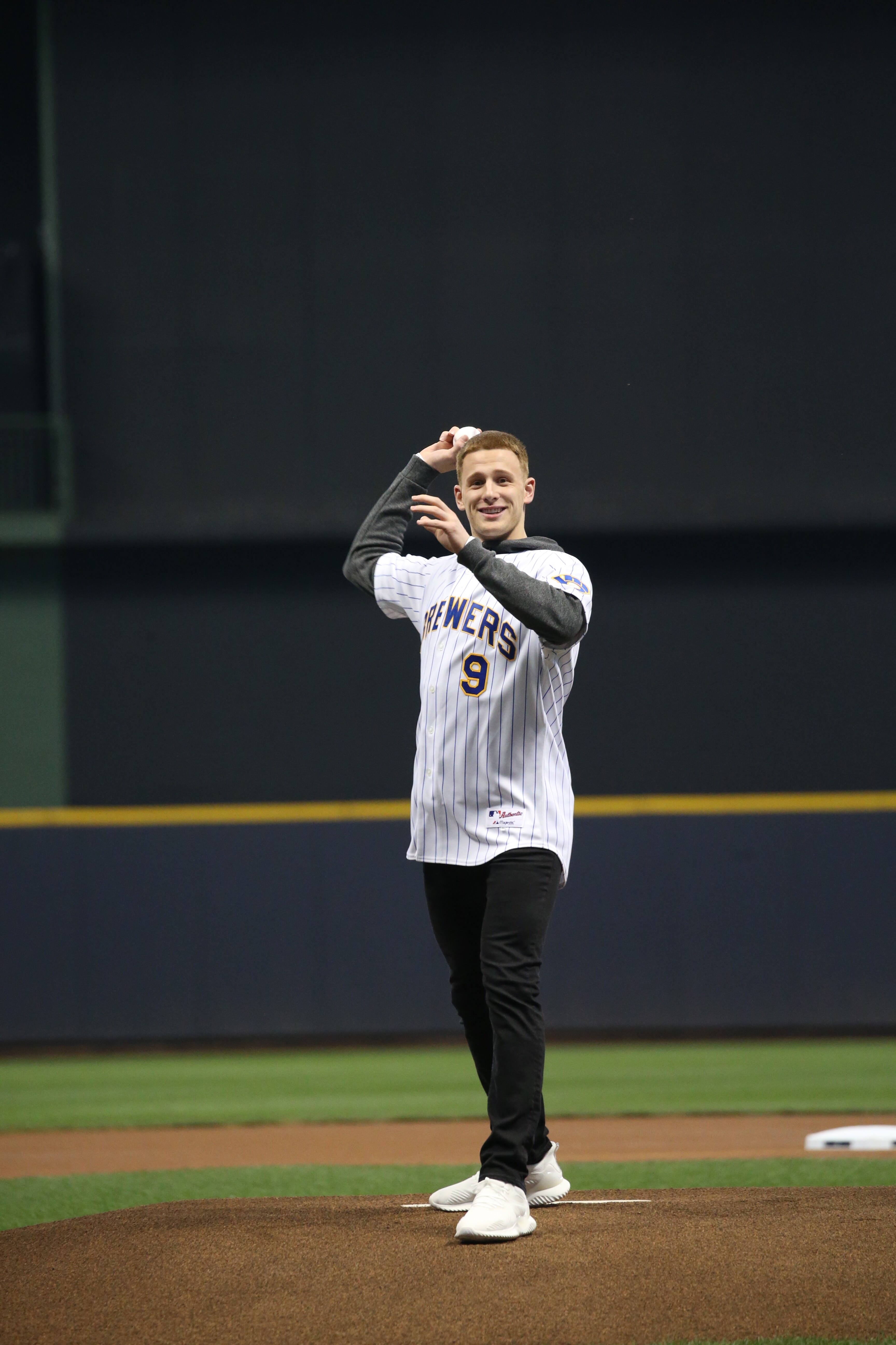 Donte DiVincenzo Throws First Pitch At Miller Park Photo Gallery | NBA.com