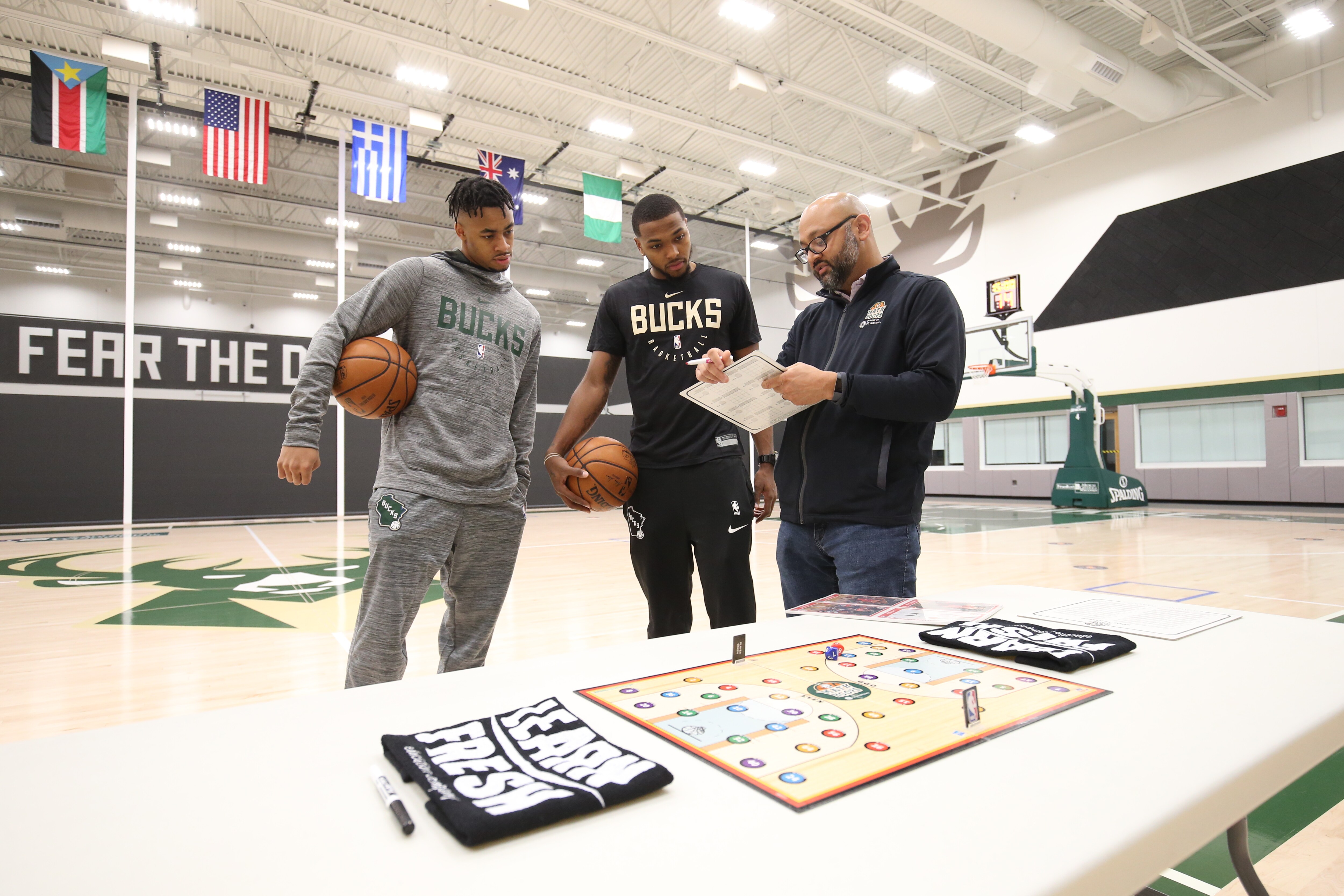 Wisconsin NBA Math Hoops Live Powered by GE Healthcare Photo Gallery ...