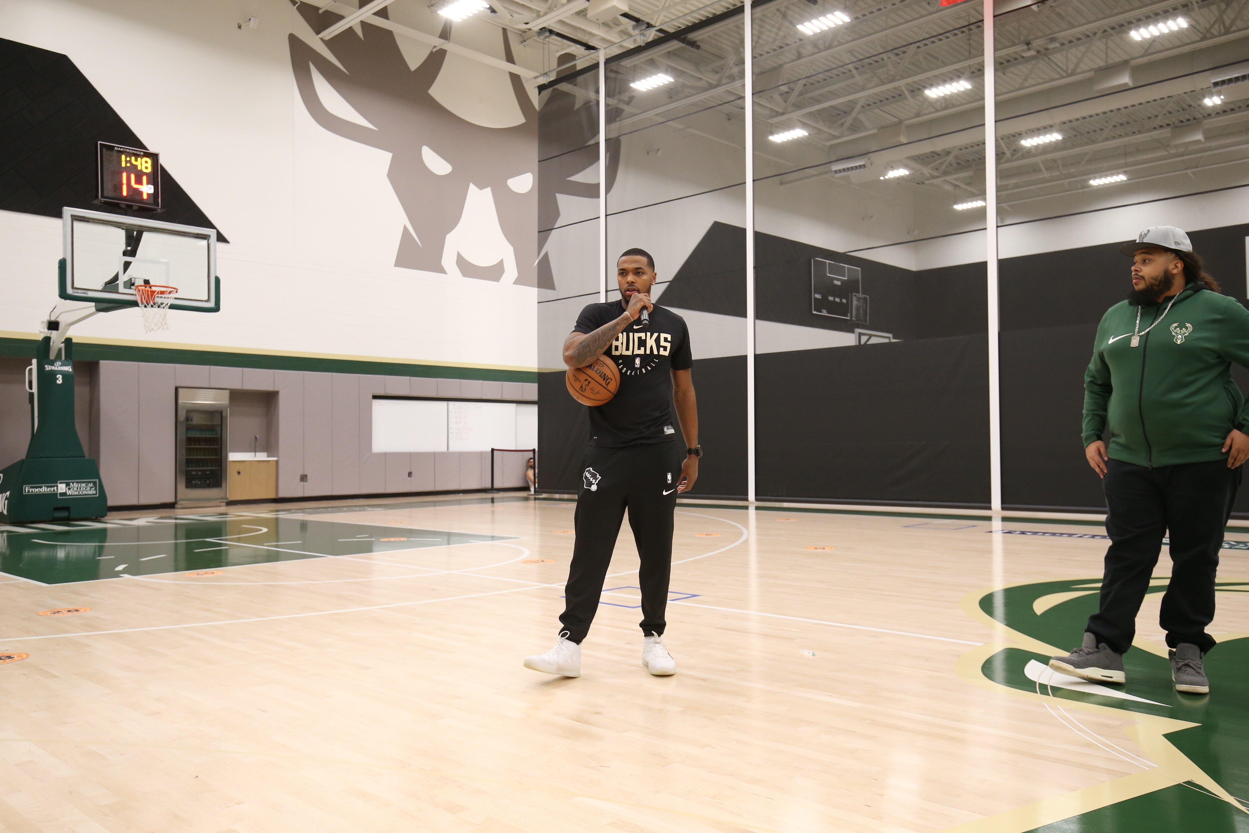 Wisconsin NBA Math Hoops Live Powered by GE Healthcare Photo Gallery ...