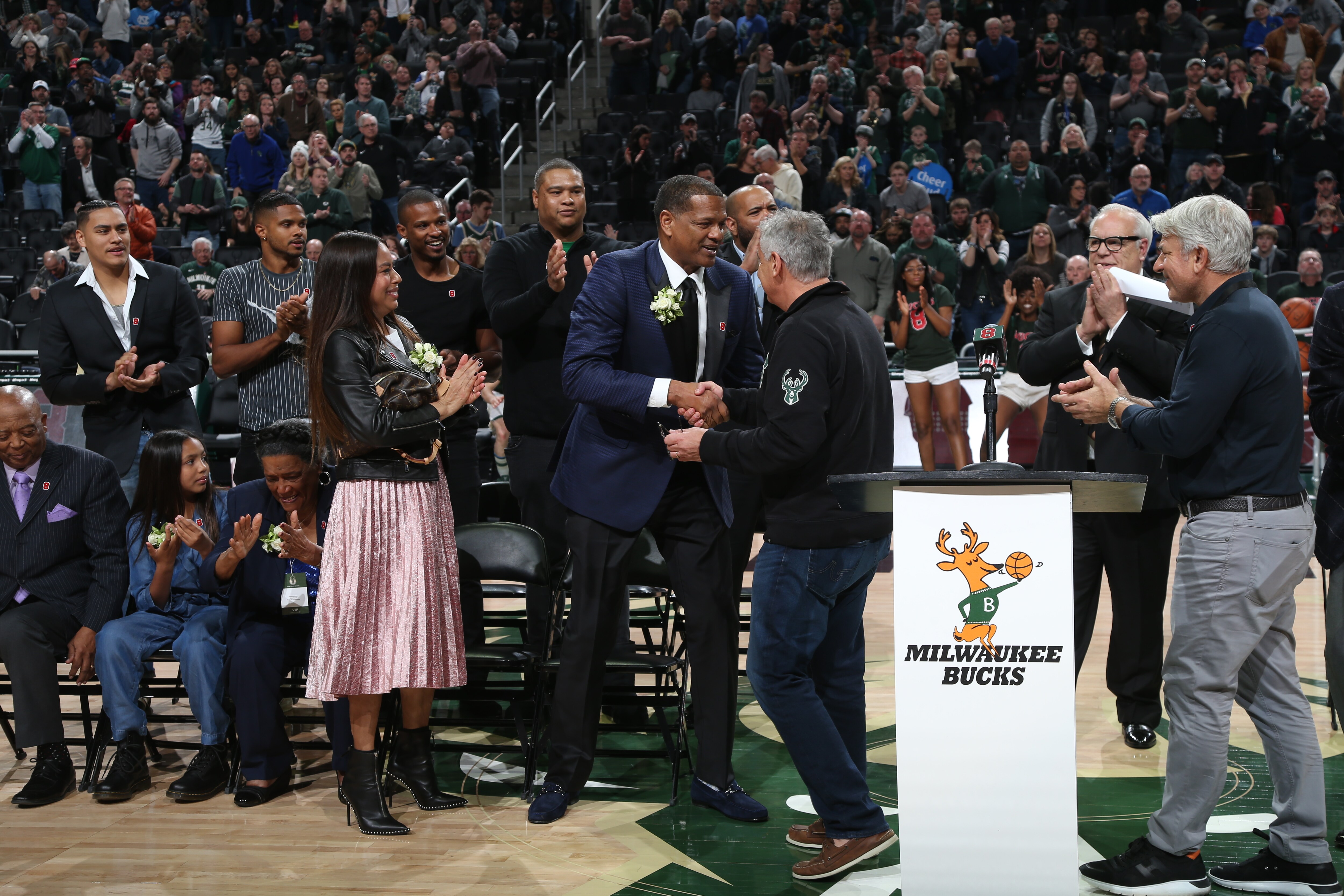 Marques Johnson's Jersey Retirement Ceremony In Photos Photo Gallery ...
