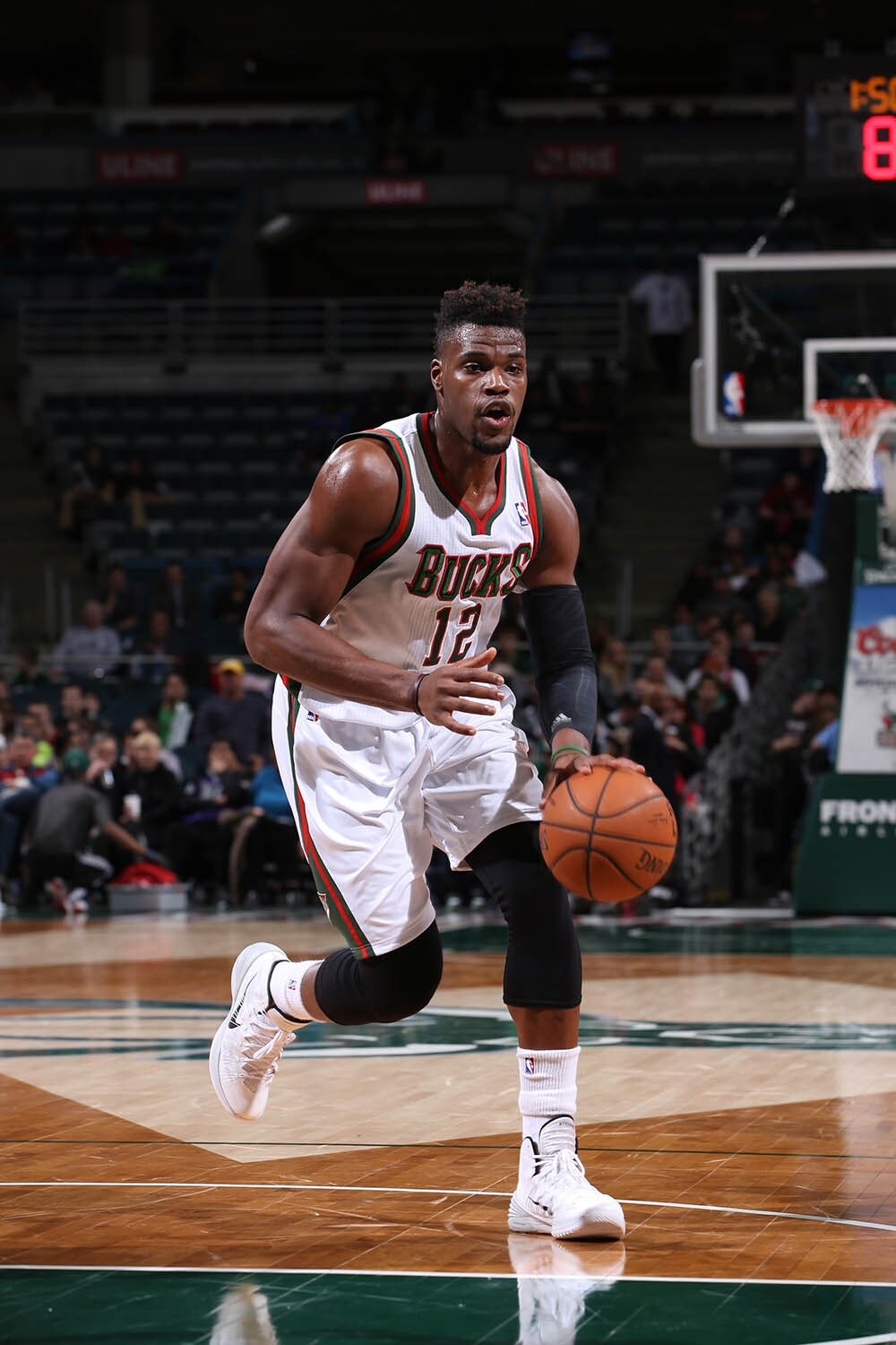 2013-14 Rewind: Jeff Adrien Photo Gallery | NBA.com