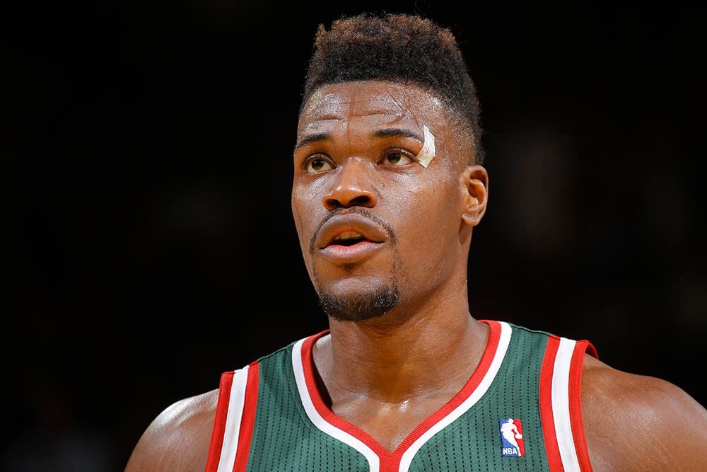 2013-14 Rewind: Jeff Adrien Photo Gallery | NBA.com