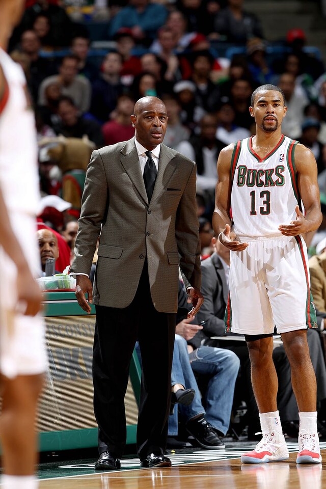 2013-14 Rewind: Ramon Sessions Photo Gallery | NBA.com