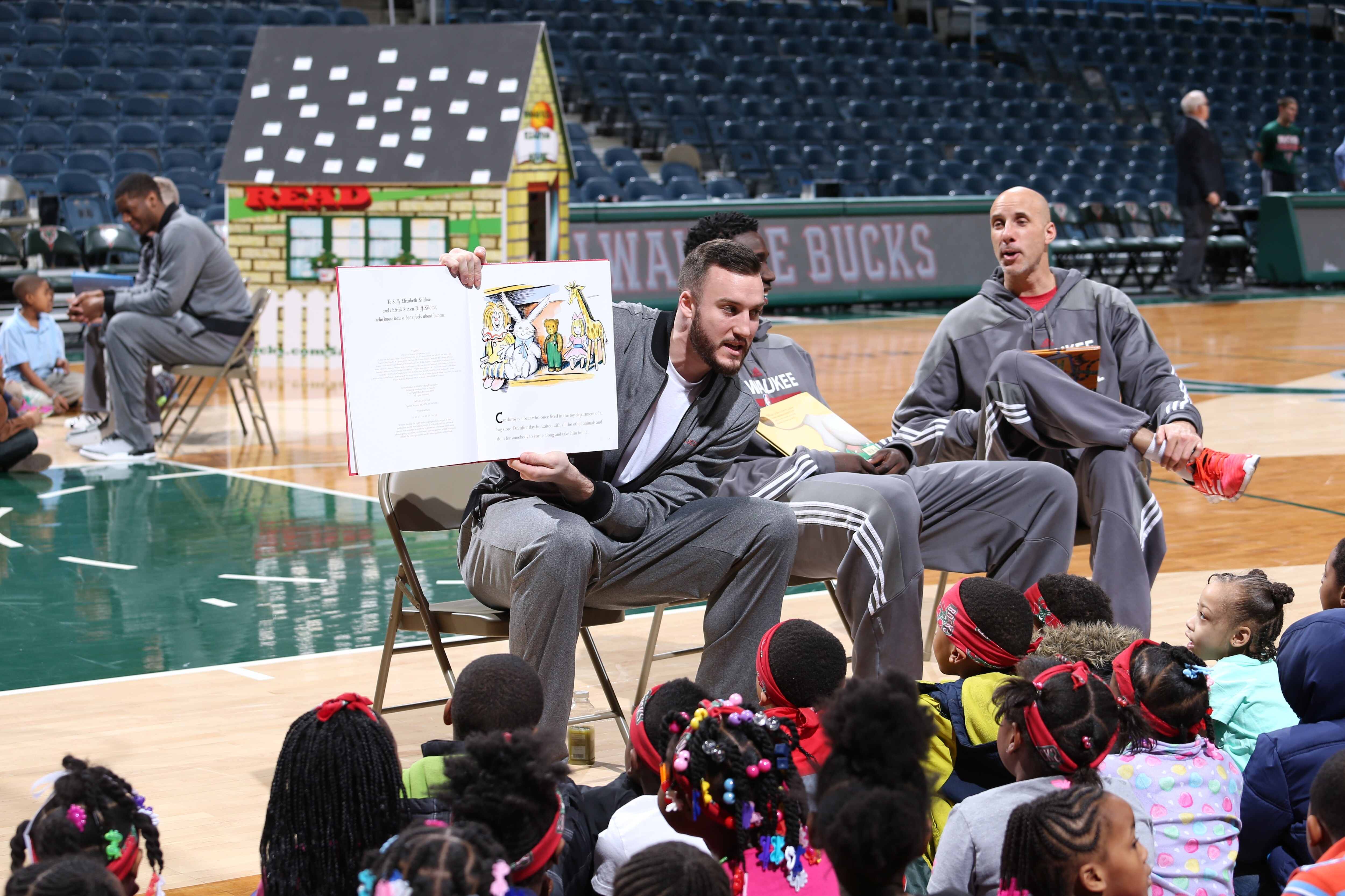 Bucks Host Book Blast | Milwaukee Bucks