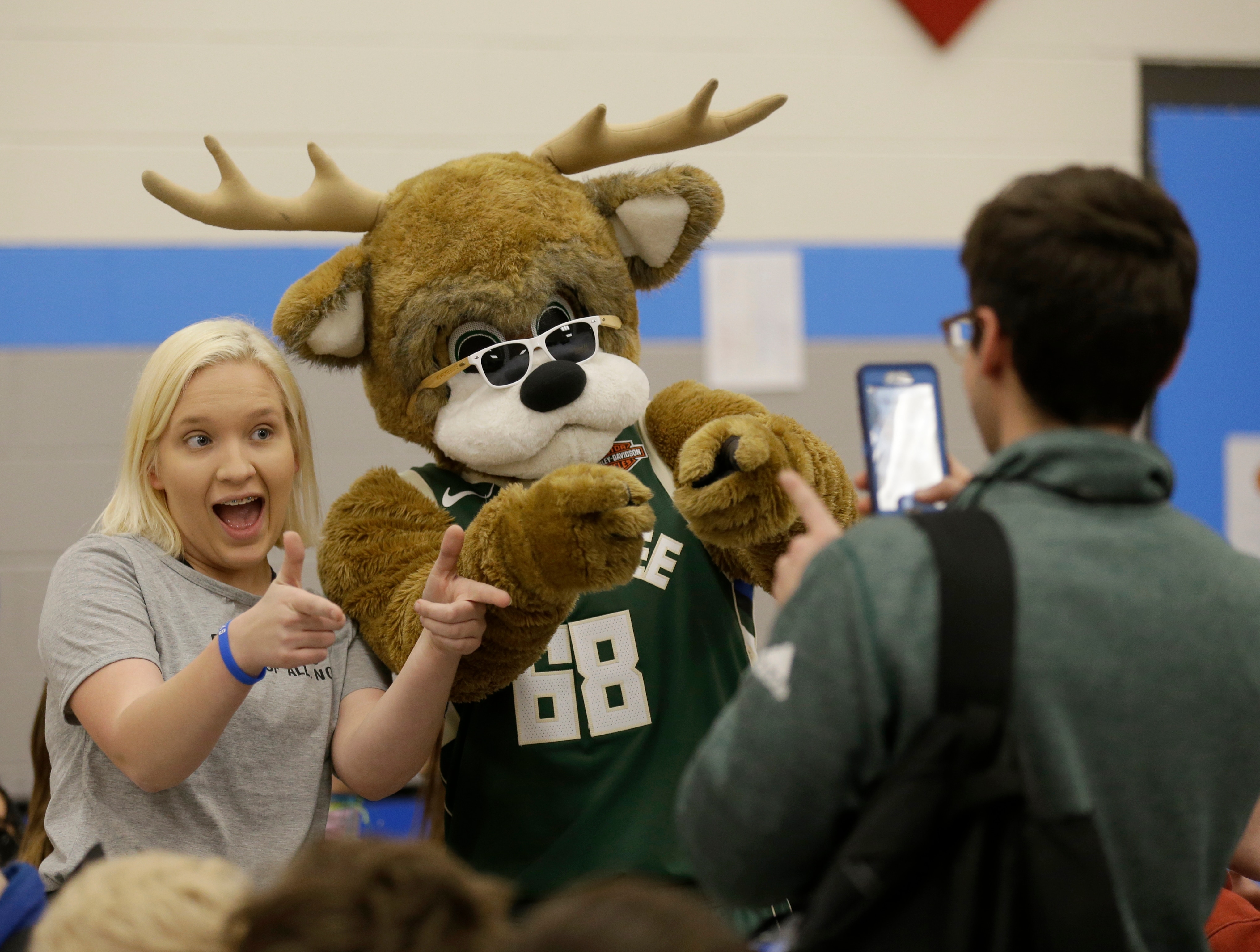 Bucks and Cousins Subs Surprise The Boys & Girls Club of Oshkosh Photo ...