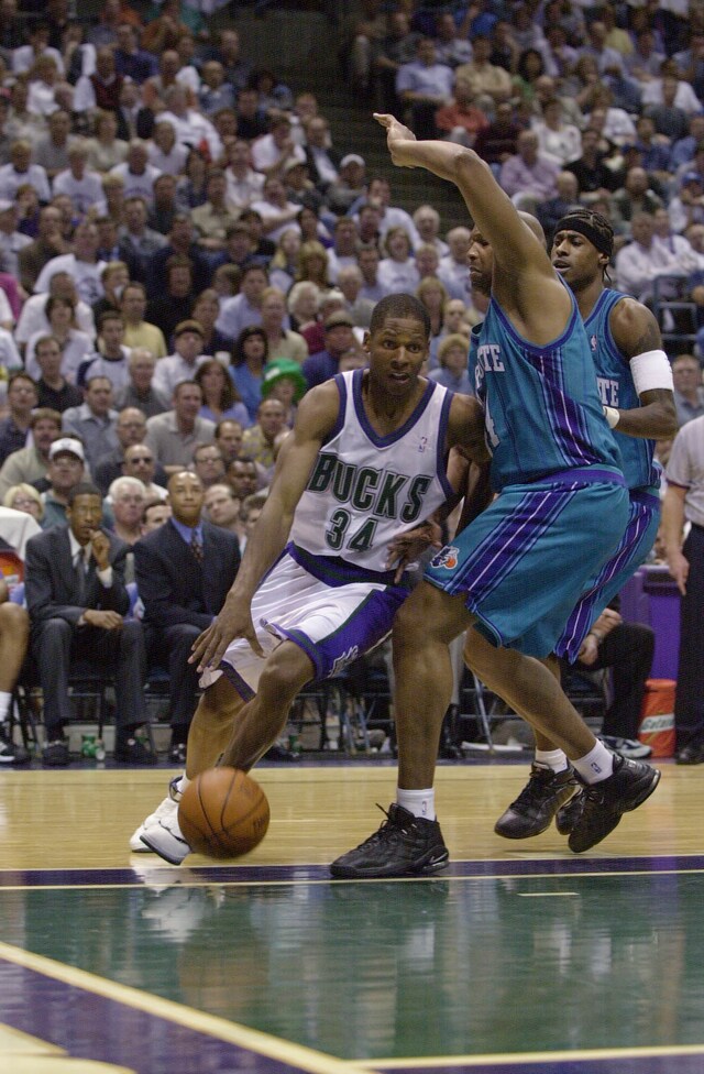 43 Photos Of Ray Allen With The Bucks Photo Gallery | NBA.com