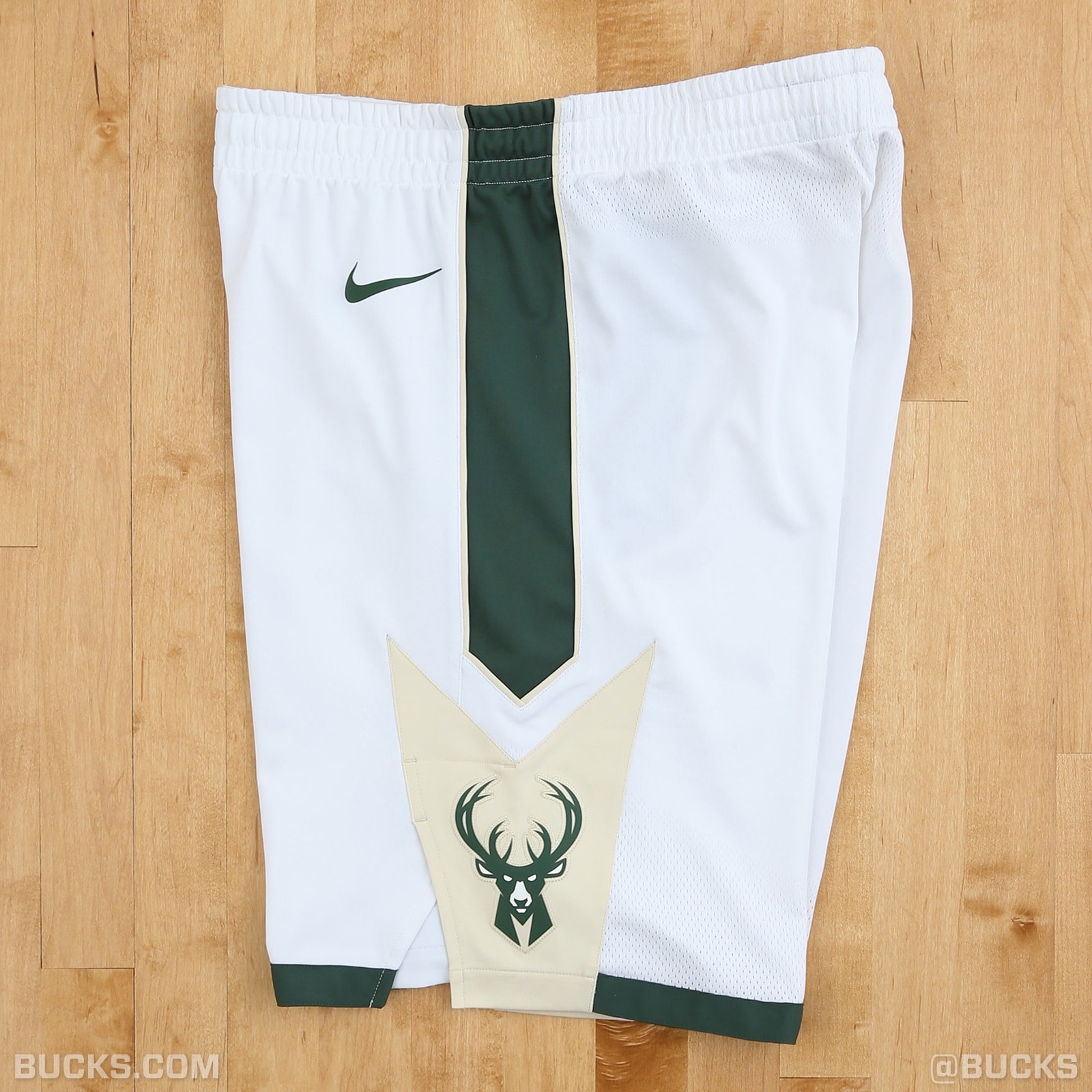 Bucks Nike Association Uniform | Milwaukee Bucks