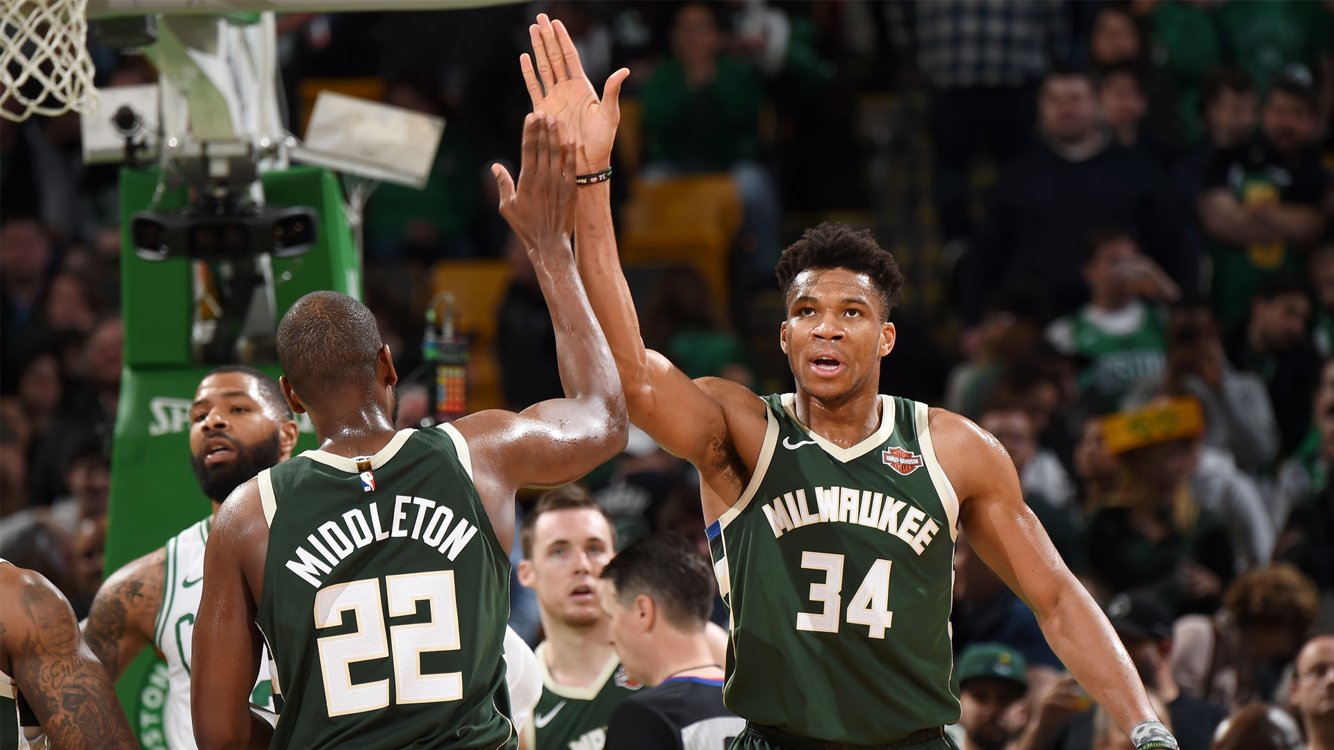 10 Numbers From The Game 4 Win | Milwaukee Bucks