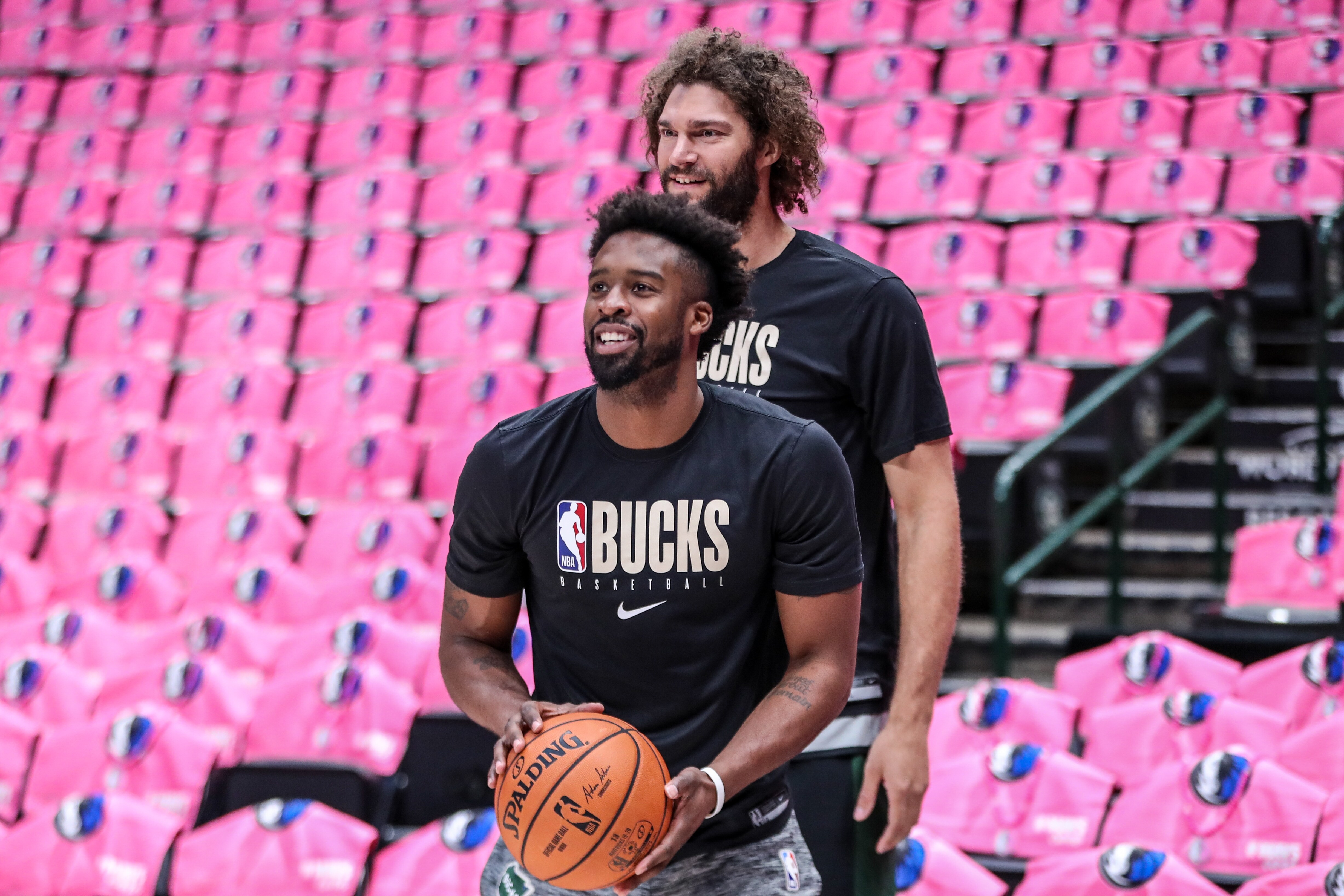 All-Access: Bucks Prepare For Mavs In Dallas | Milwaukee Bucks