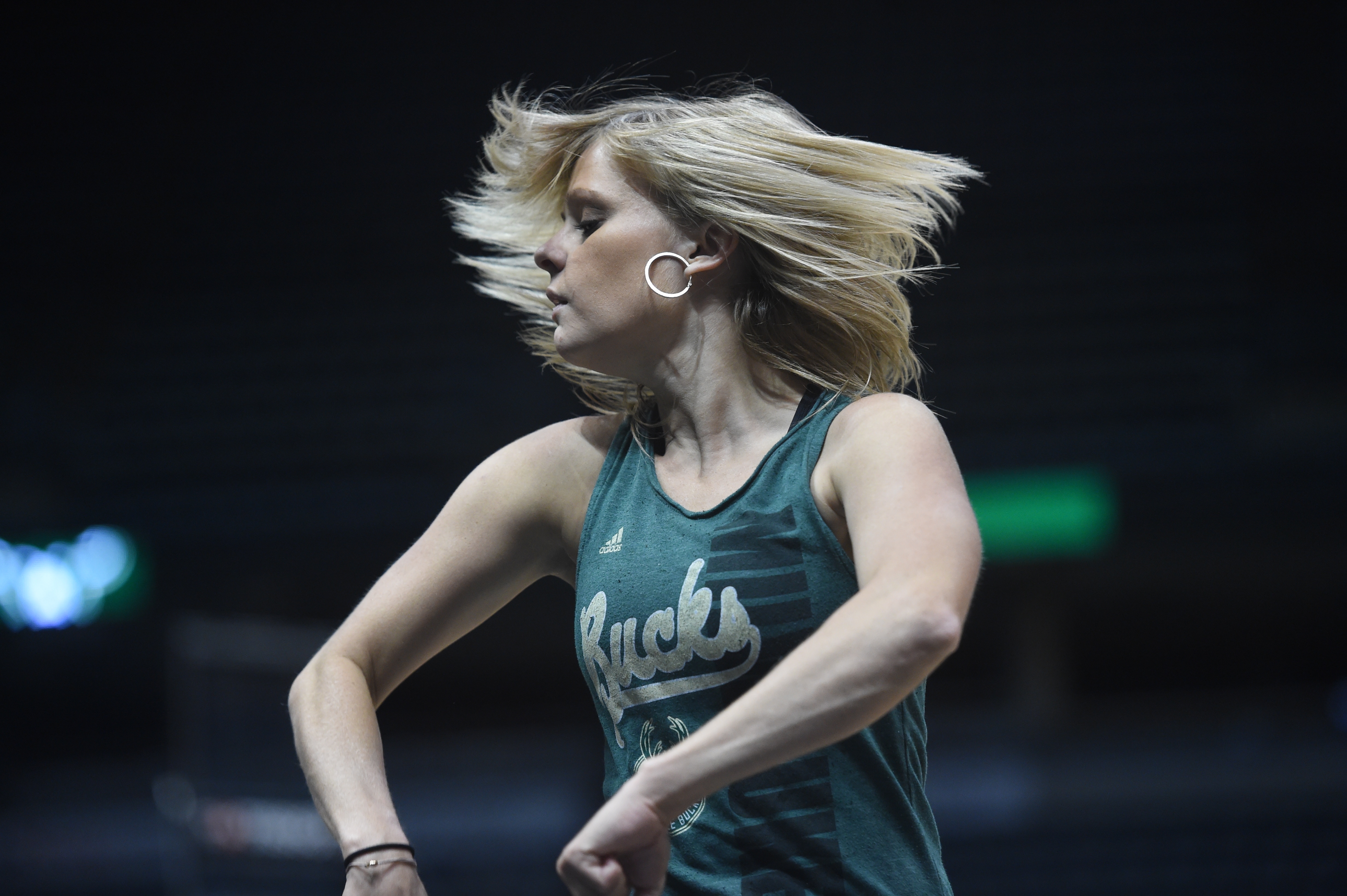 2017 Milwaukee Bucks Dancers Auditions: Day 2 Photo Gallery | NBA.com