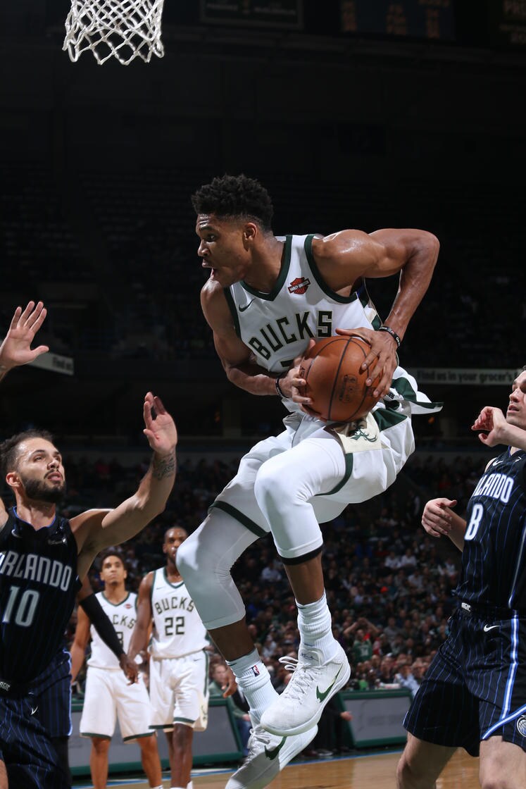 Game Action: Bucks vs Magic | 1.10.18 Photo Gallery | NBA.com