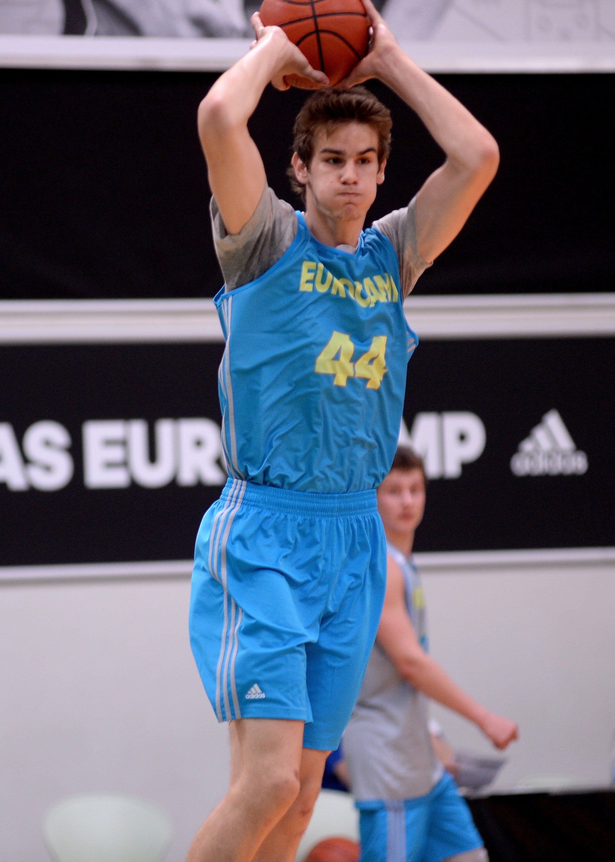 Welcome Dragan Bender Photo Gallery | NBA.com