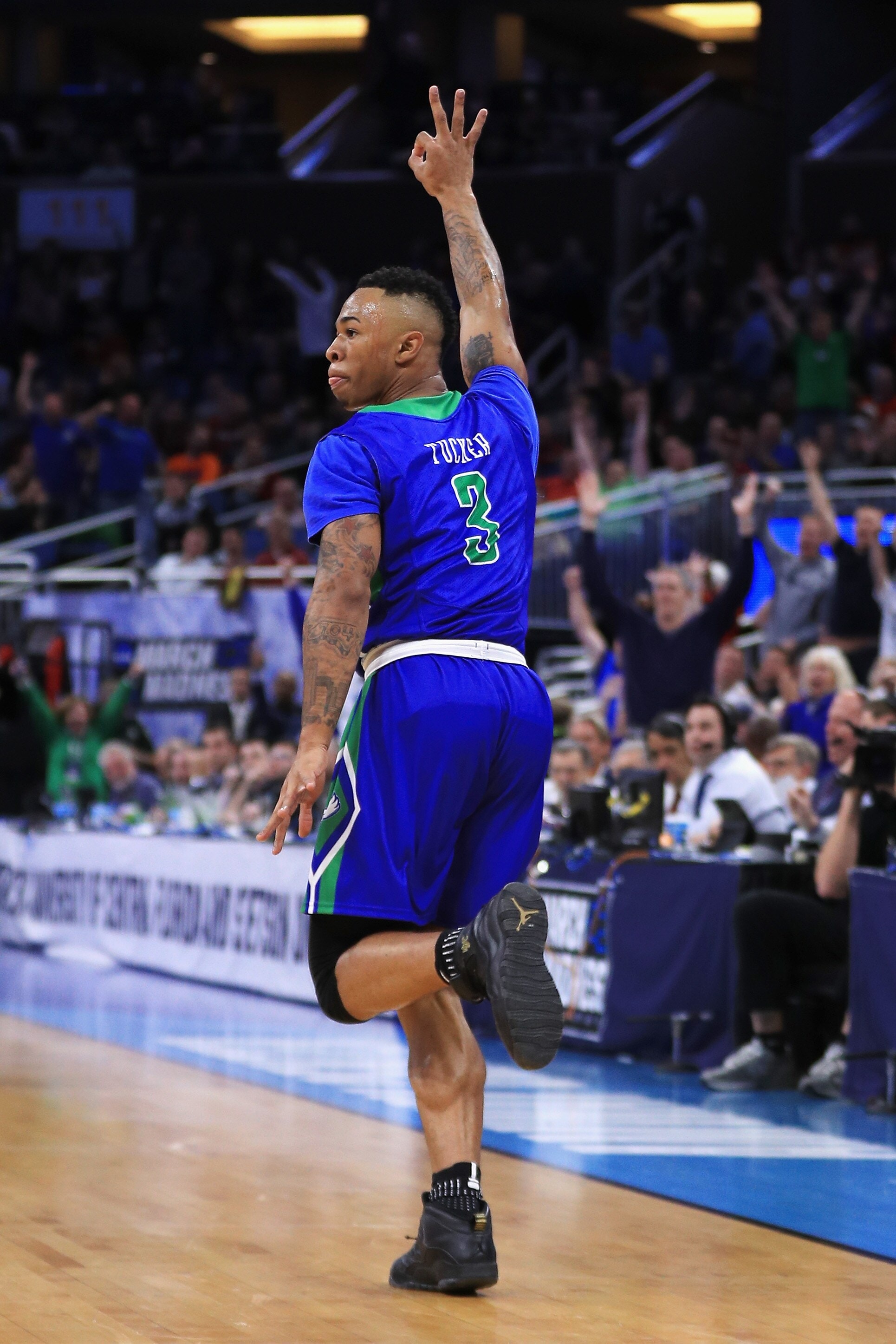 In Photos: Rayjon Tucker's Career Photo Gallery | NBA.com