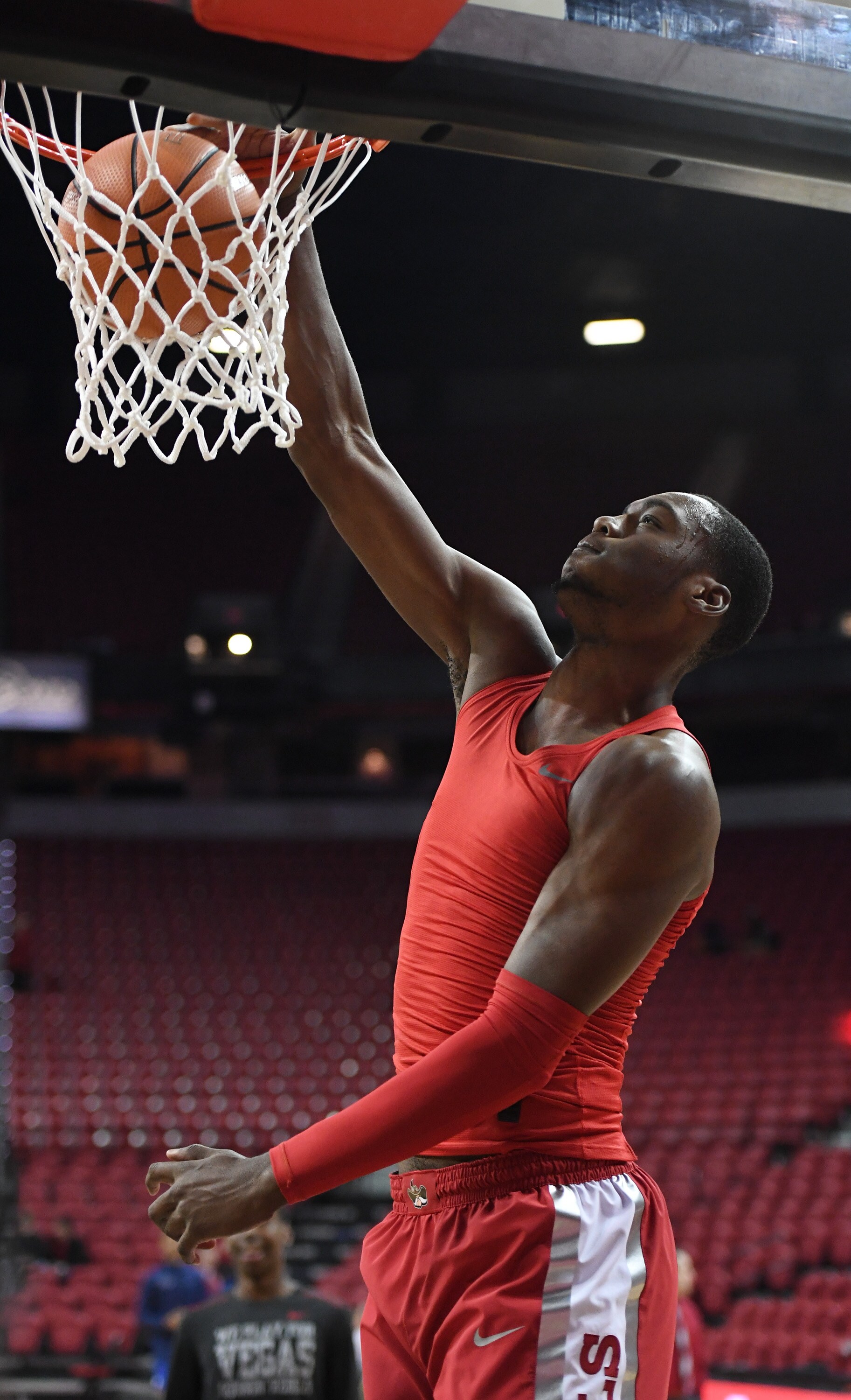 Brandon McCoy Signs A Training Camp Contract | Milwaukee Bucks