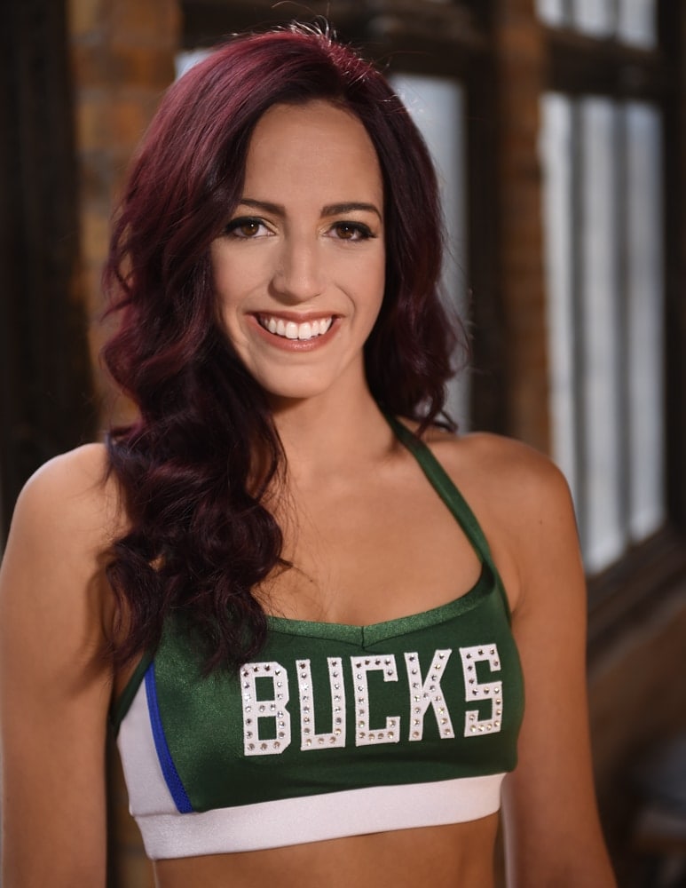 2017-18 Bucks Dancer: Jenna Photo Gallery | NBA.com