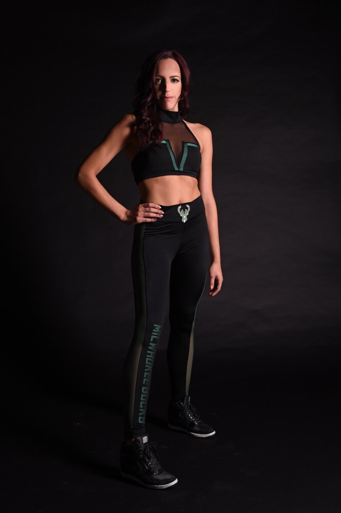 2017-18 Bucks Dancer: Jenna Photo Gallery | NBA.com