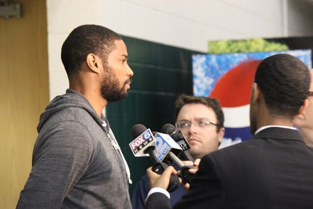 Bucks Sign Gary Neal Photo Gallery | NBA.com