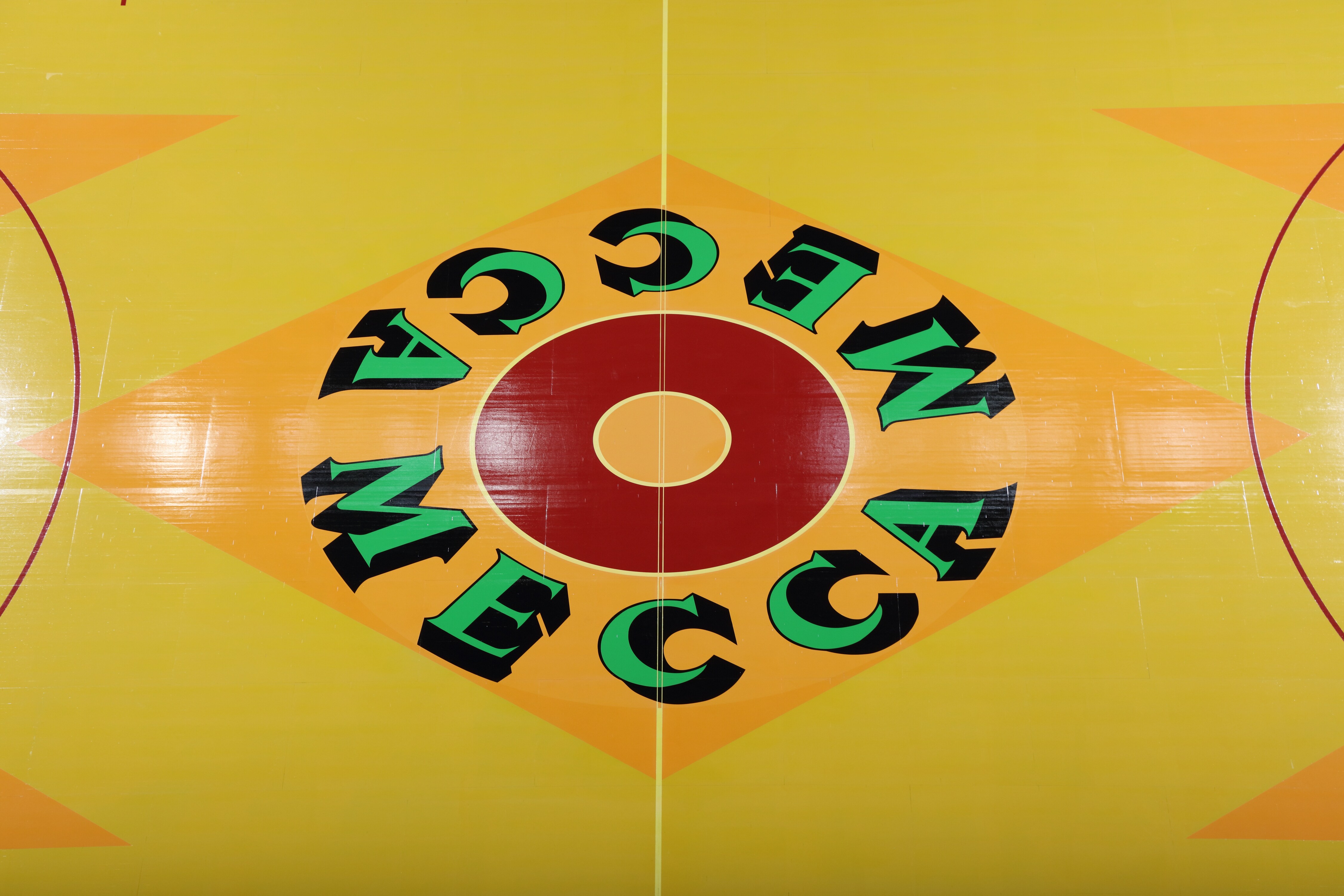 Iconic MECCA Court Returns To UW-Milwaukee Panther Arena | Milwaukee Bucks