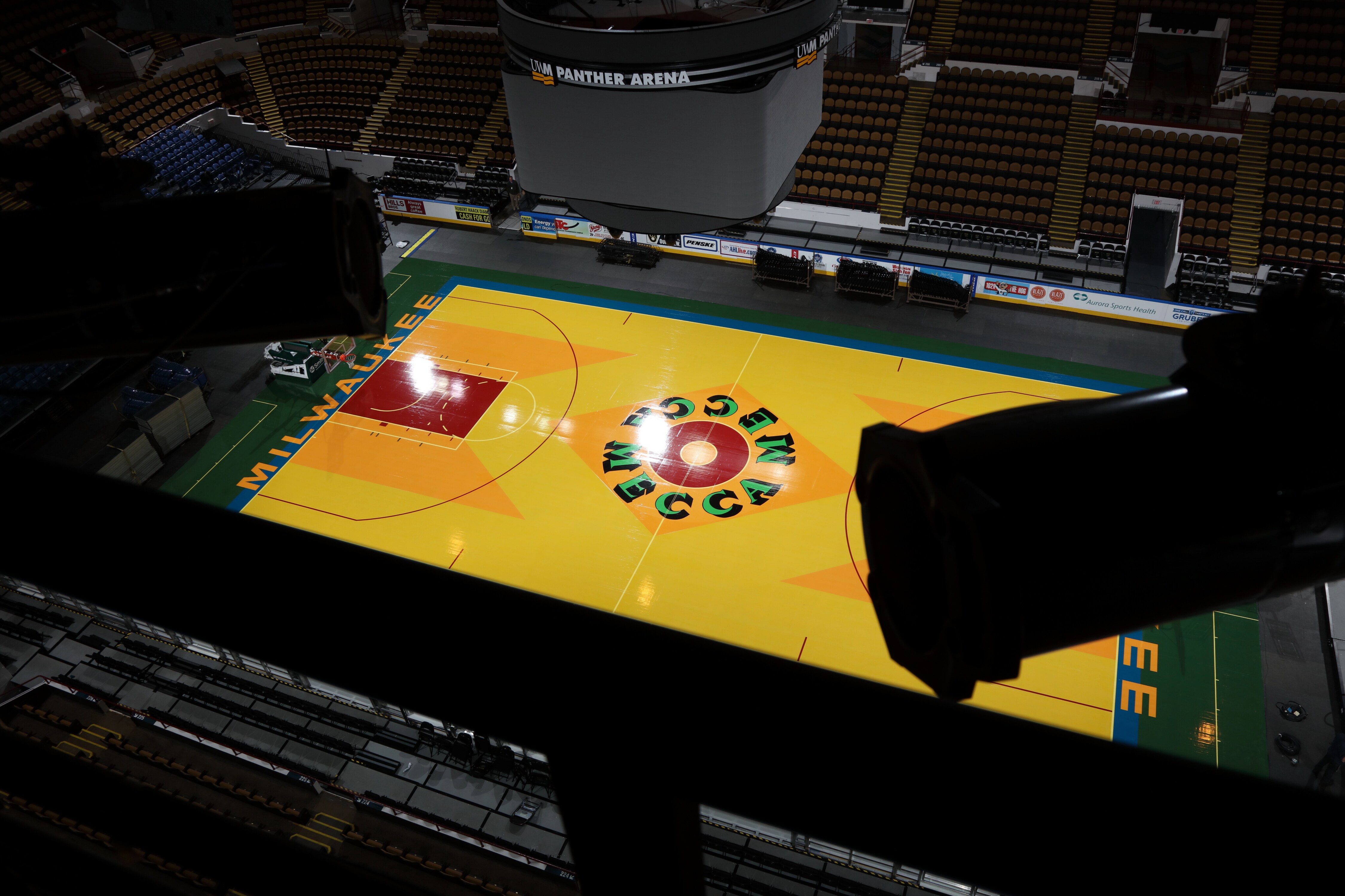 Iconic MECCA Court Returns To UW-Milwaukee Panther Arena | Milwaukee Bucks