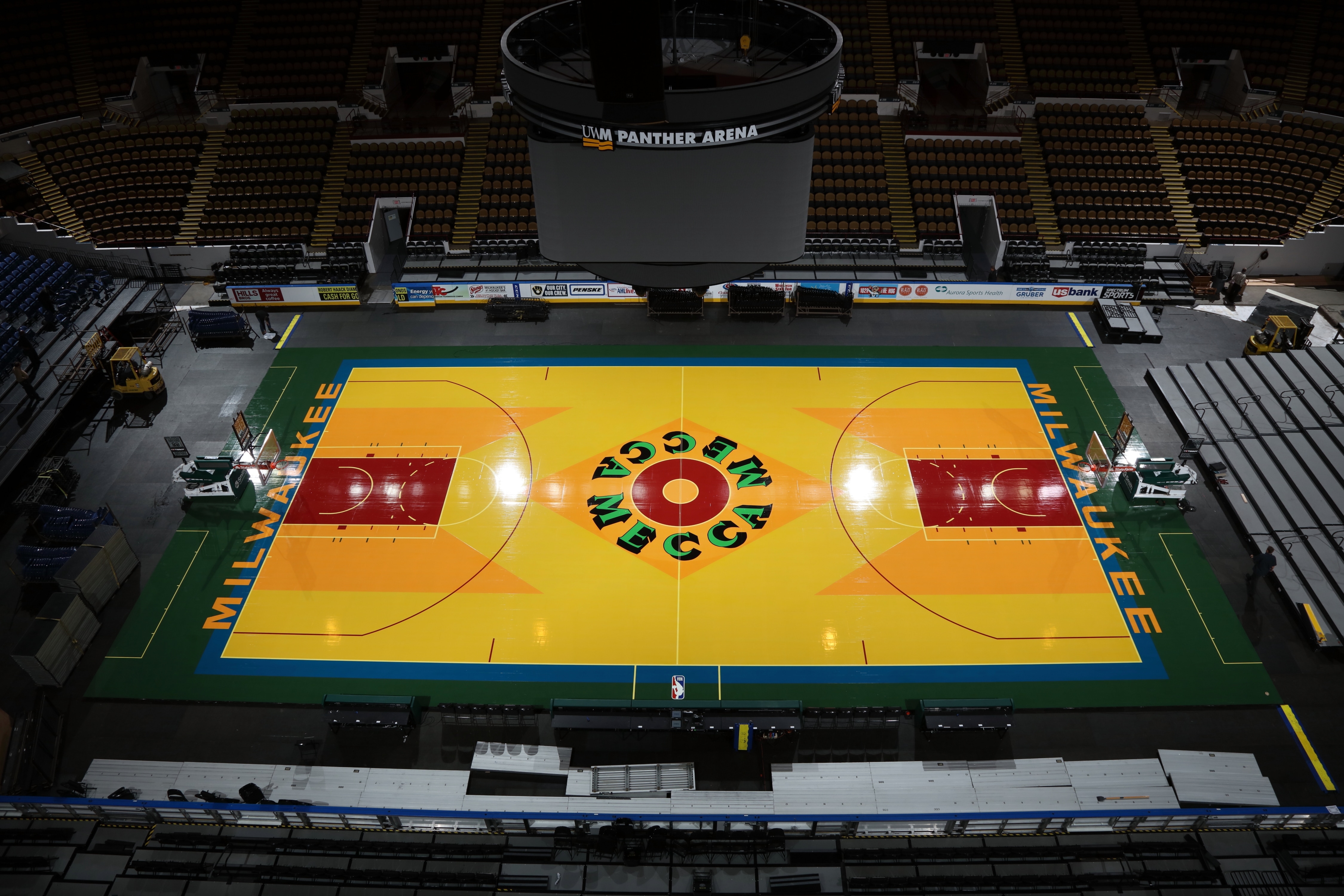 Iconic MECCA Court Returns To UW-Milwaukee Panther Arena | Milwaukee Bucks